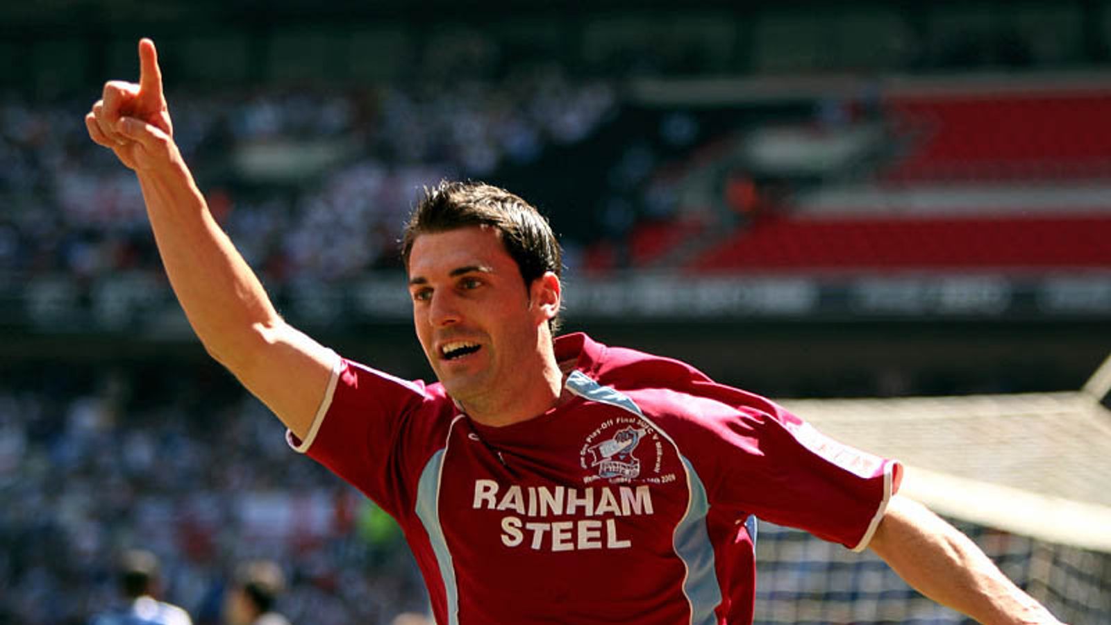 Sparrow to fly Iron nest | Football News | Sky Sports