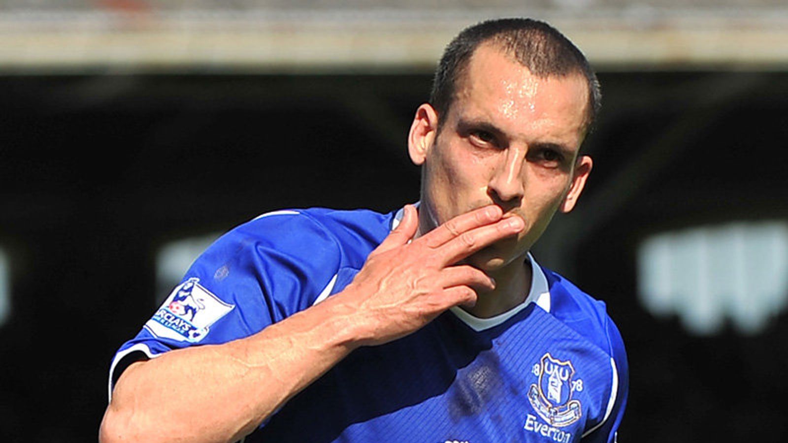 Osman double sinks Fulham | Football News | Sky Sports