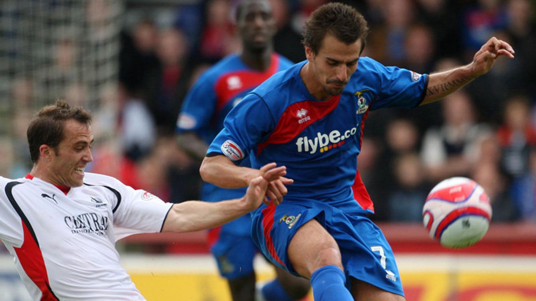 Sven eyes Spanish midfielder | Football News | Sky Sports