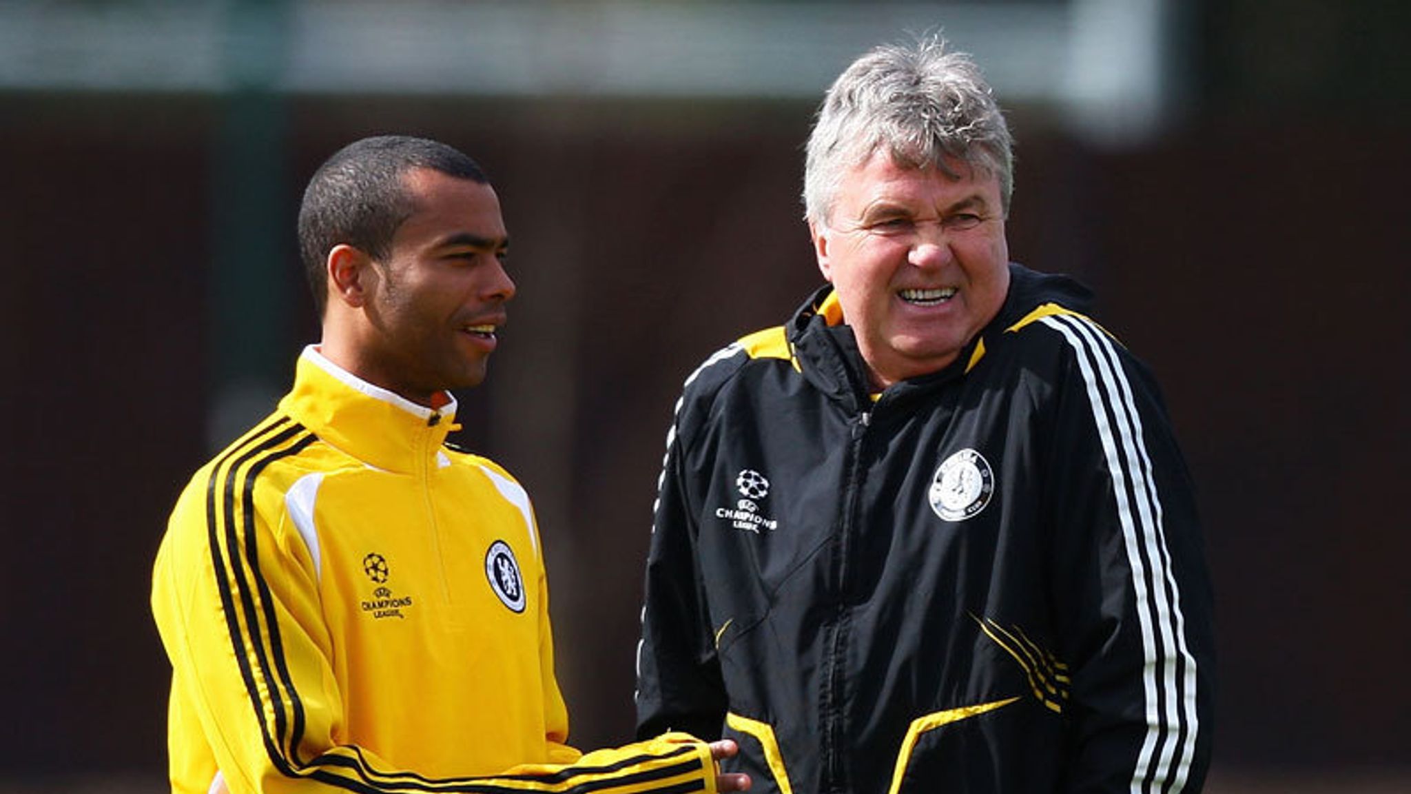 Cole - We'll miss Guus | Football News | Sky Sports