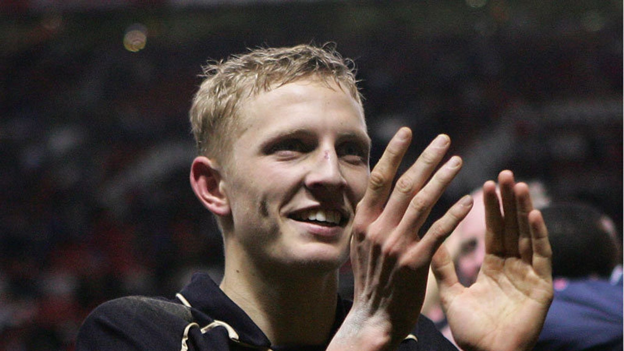 Rams plan Moxey raid | Football News | Sky Sports