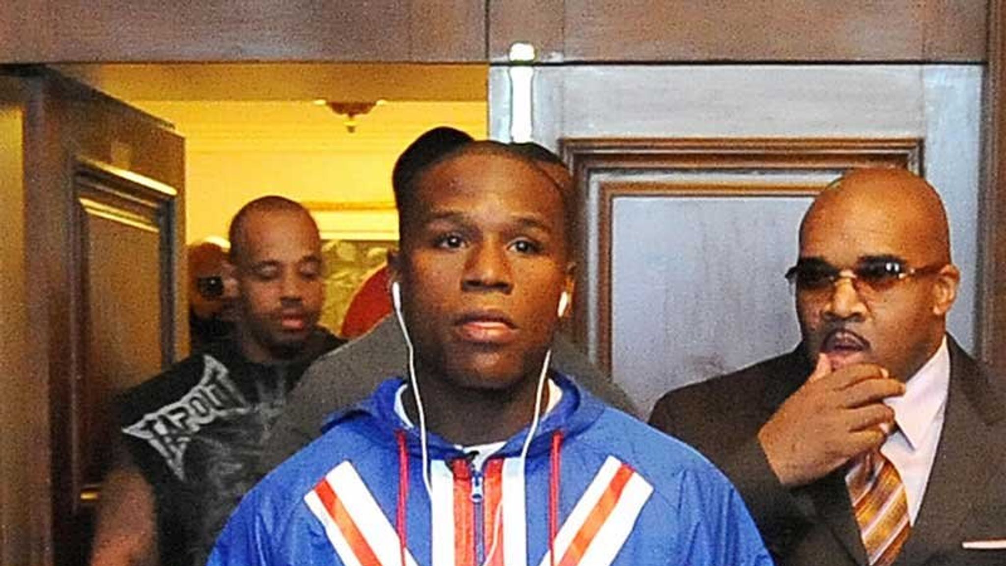 Floyd fighting for fame | Boxing News | Sky Sports