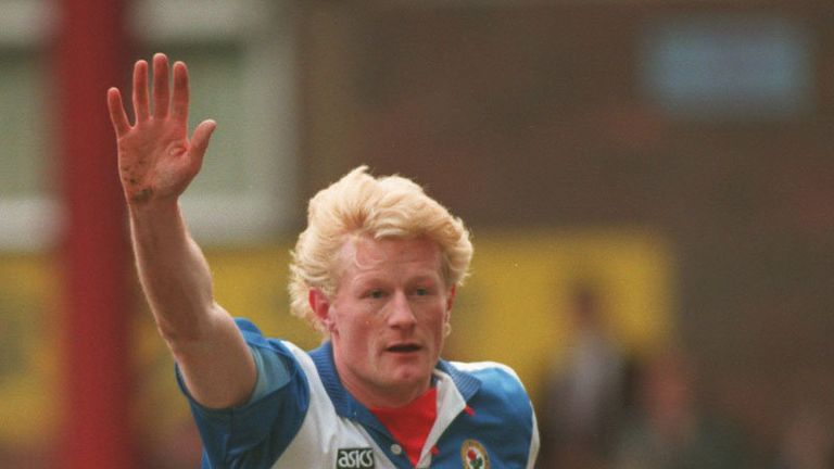 Defence is key for Hendry | Football News | Sky Sports