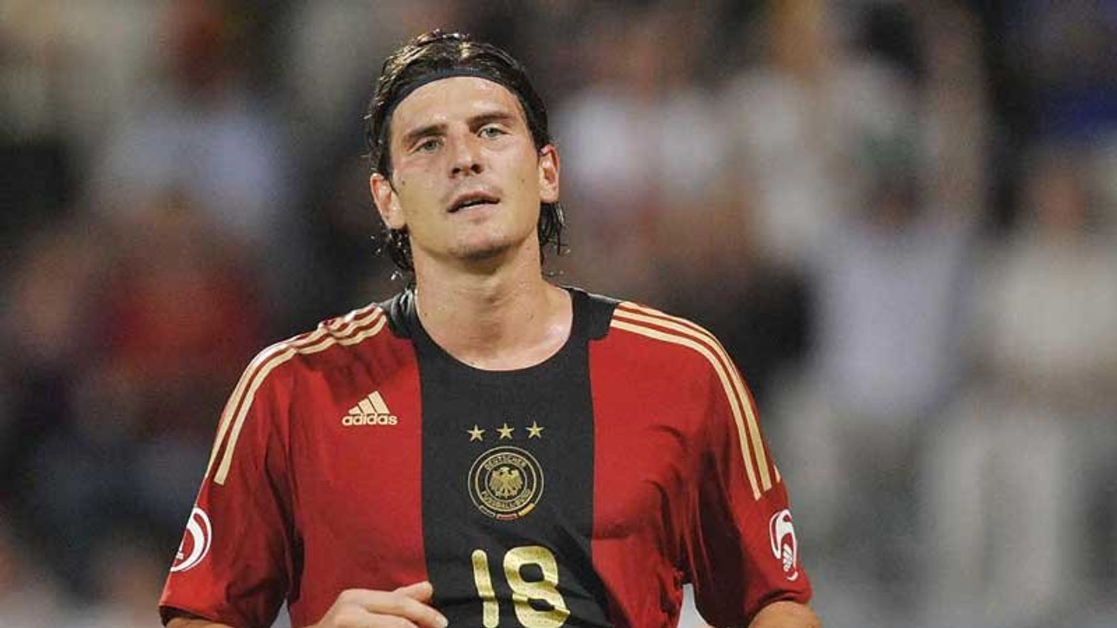 Gomez hits debut double | Football News | Sky Sports