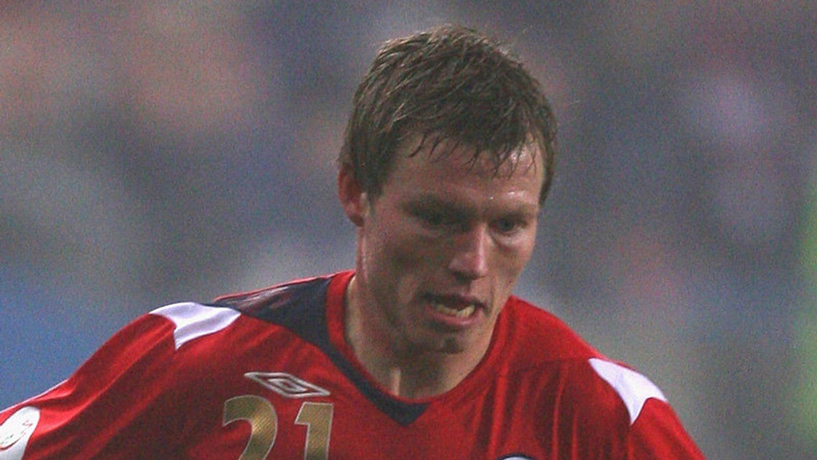 Cottagers close on Riise | Football News | Sky Sports