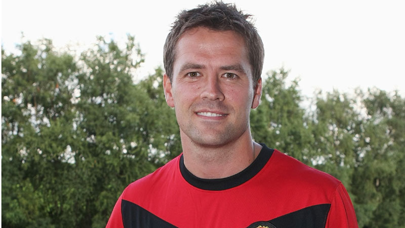 Yakubu backing Owen | Football News | Sky Sports