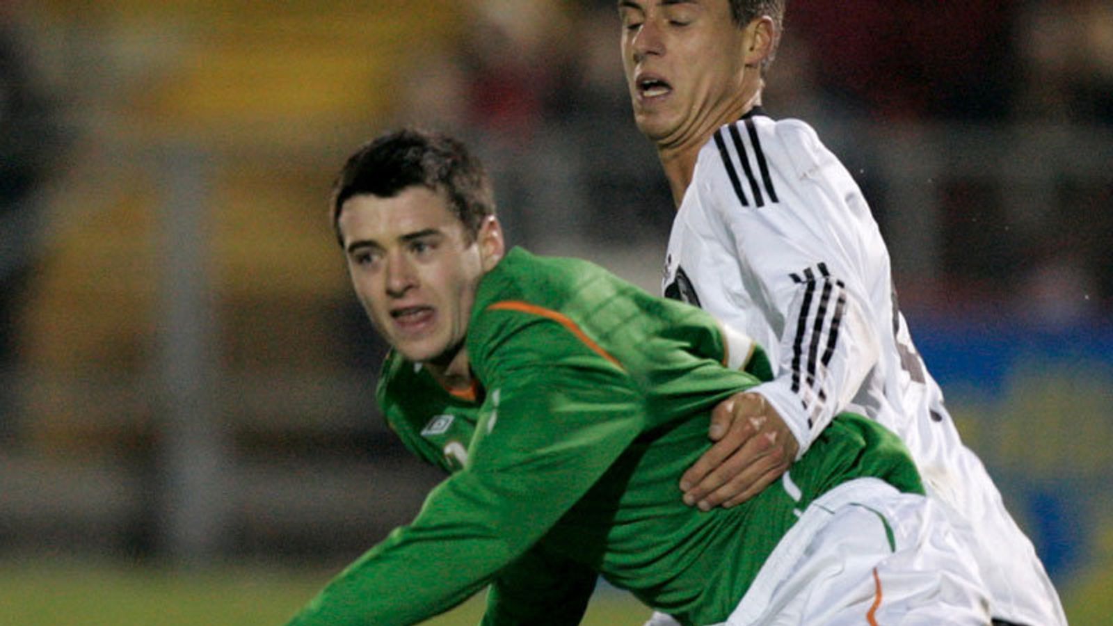 Magpies seal Moloney loan | Football News | Sky Sports