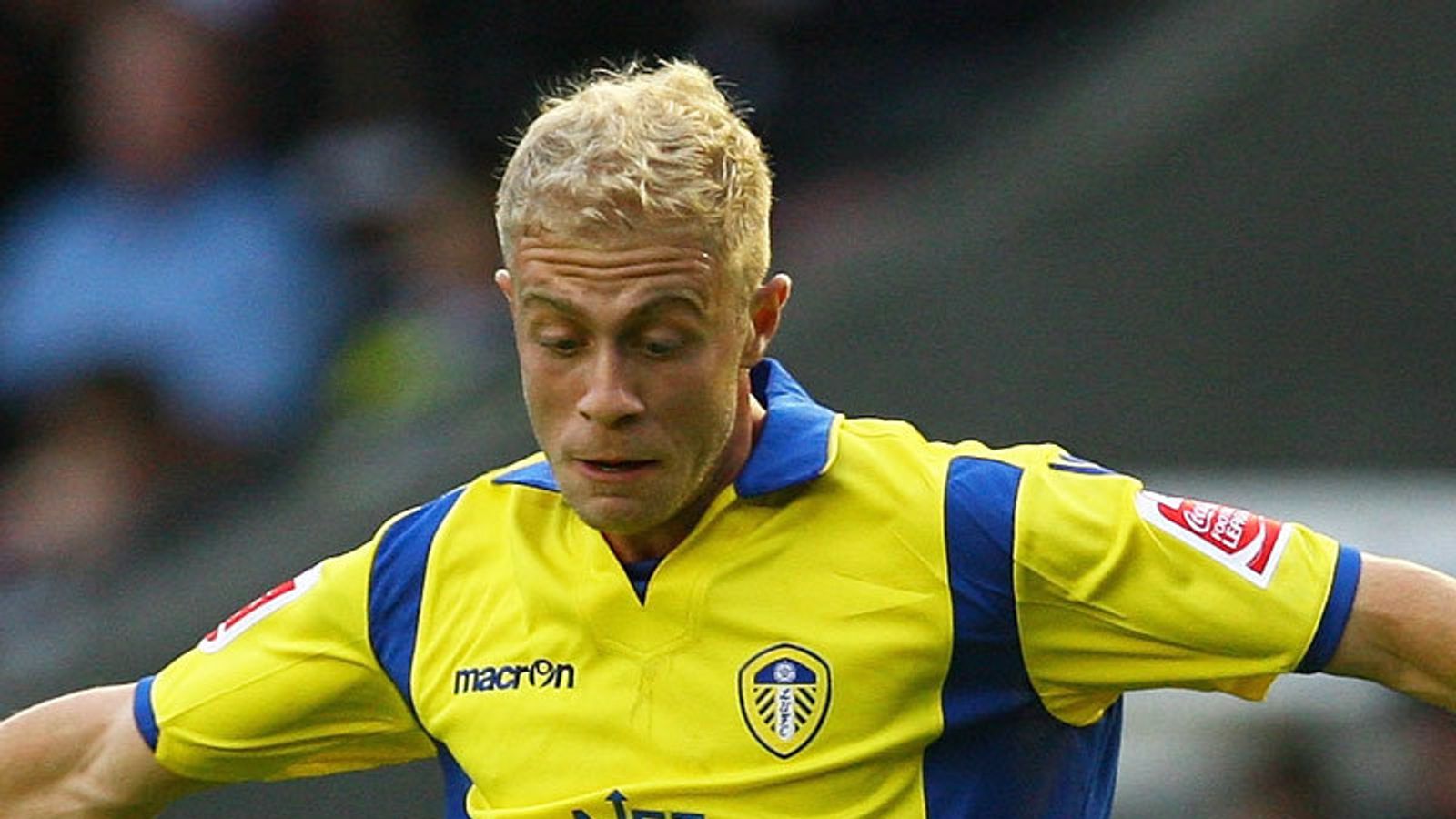 Whites tie down Grella | Football News | Sky Sports