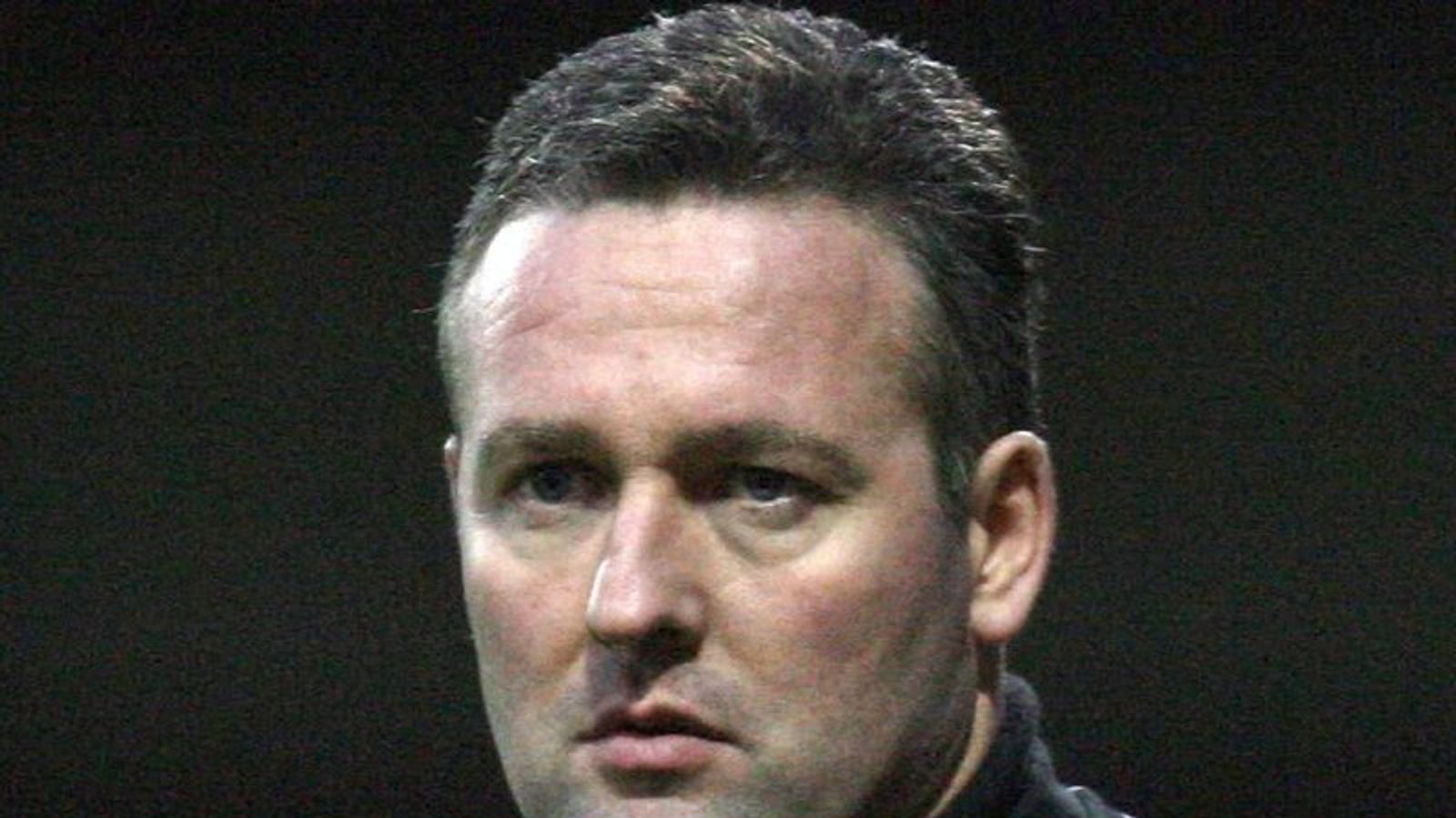 Smith commits to Canaries | Football News | Sky Sports