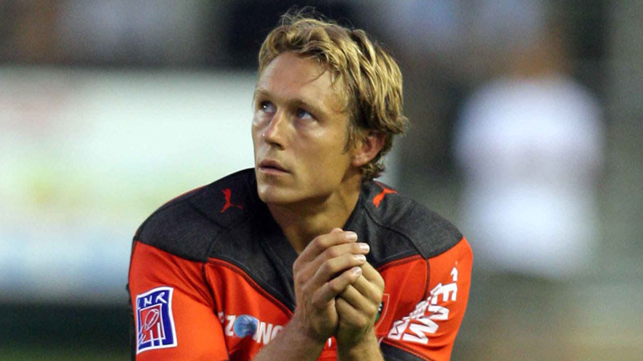Jonny Wilkinson Kicking Pose