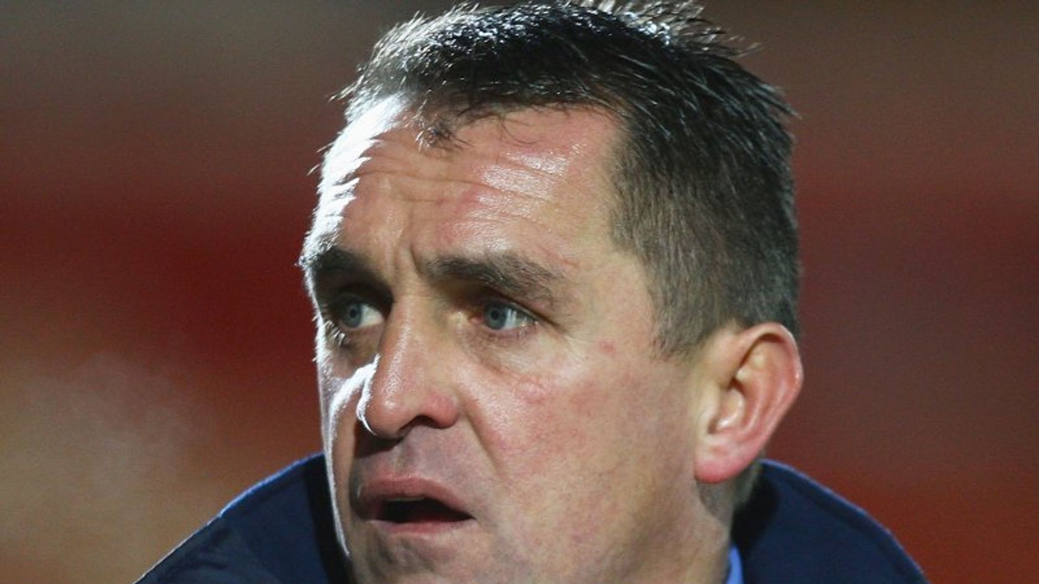 Robins bring in Cox | Football News | Sky Sports