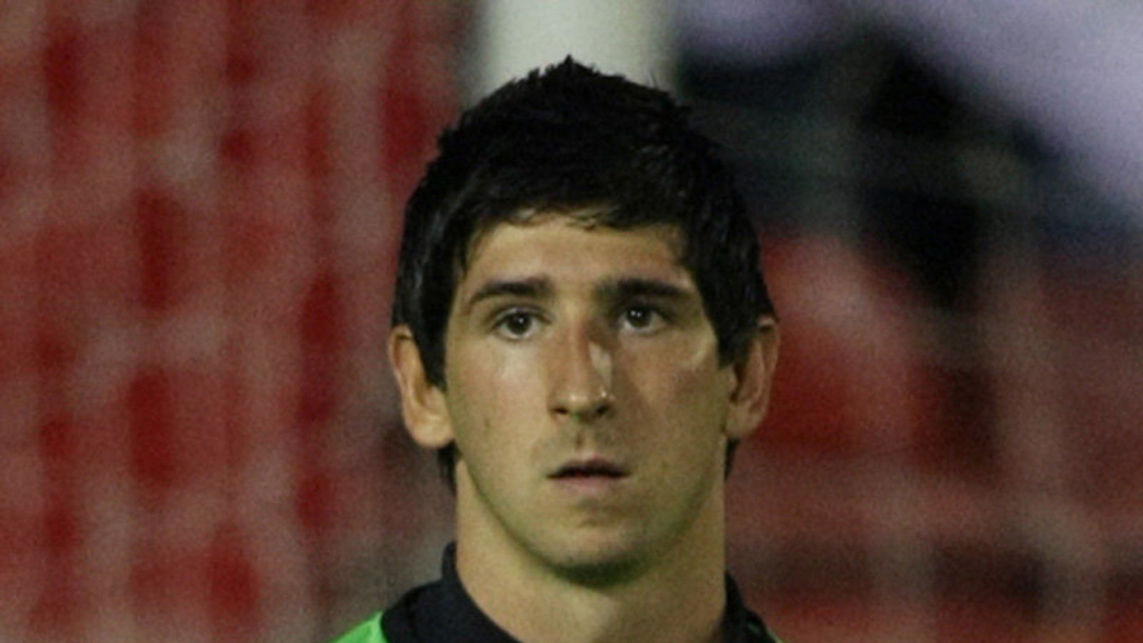 Leeds cut short Martin loan | Football News | Sky Sports