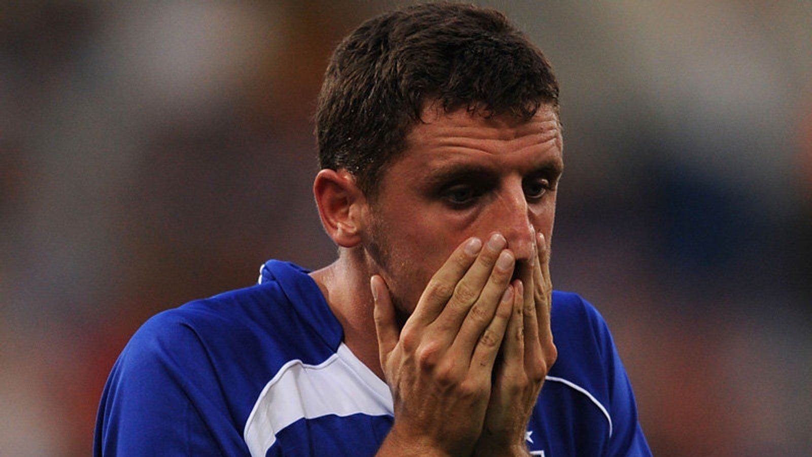 Leeds clinch Bruce deal | Football News | Sky Sports