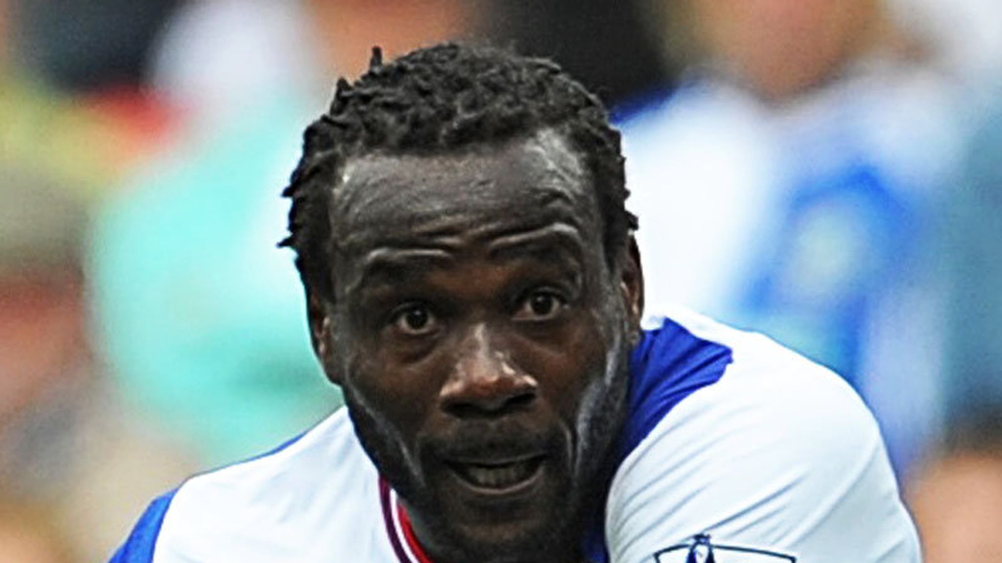 Chimbonda working hard | Football News | Sky Sports