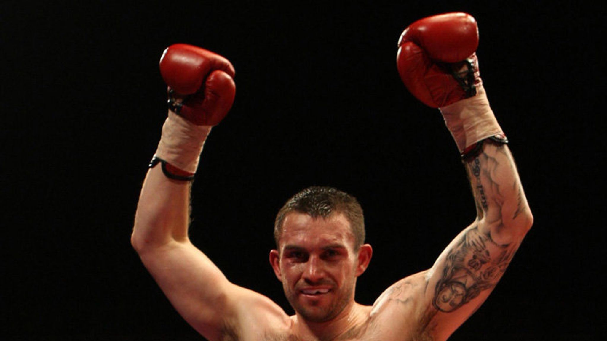 Split decision win for Smith | Boxing News | Sky Sports