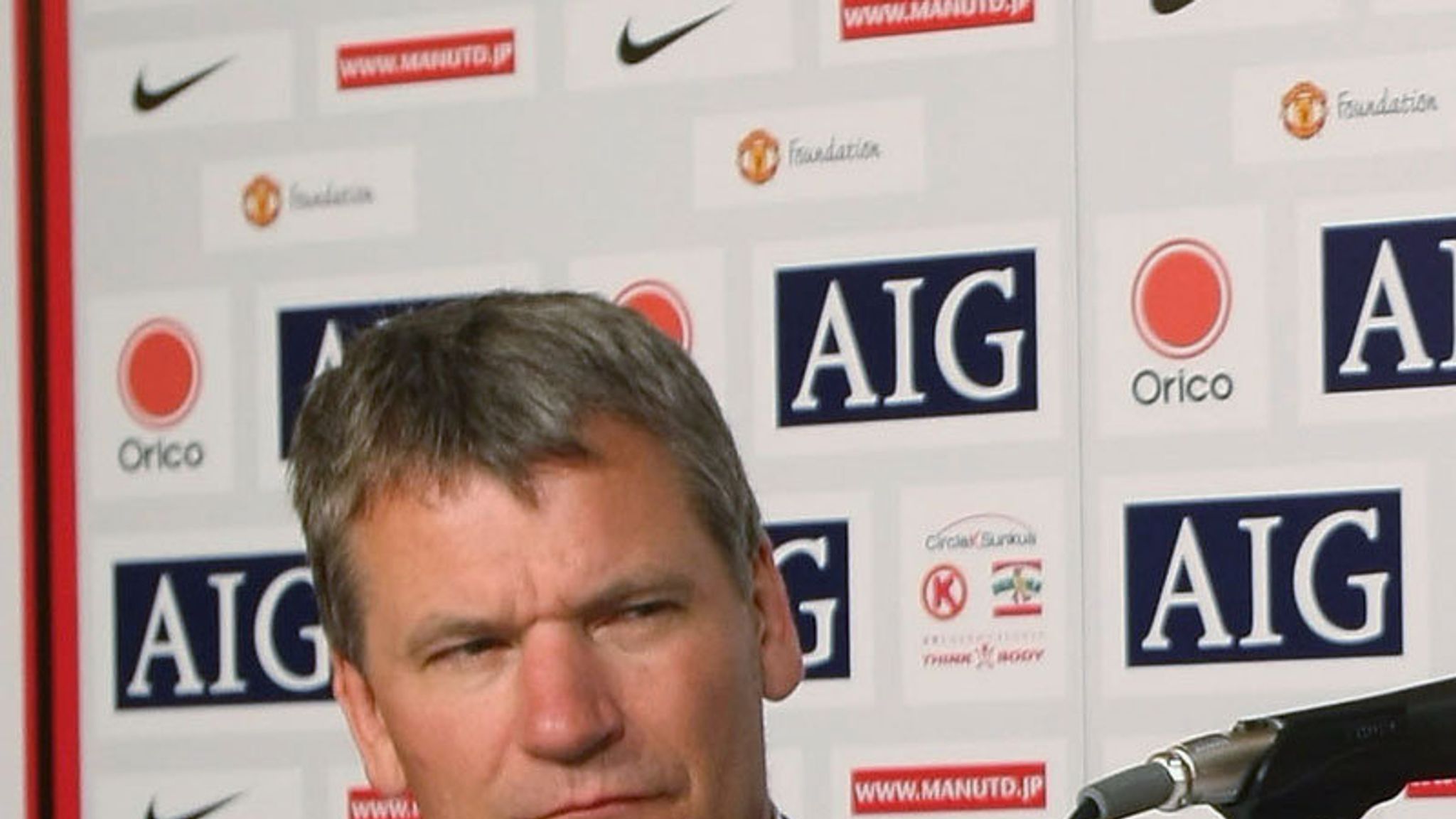 Gill - No pressure to sell | Football News | Sky Sports