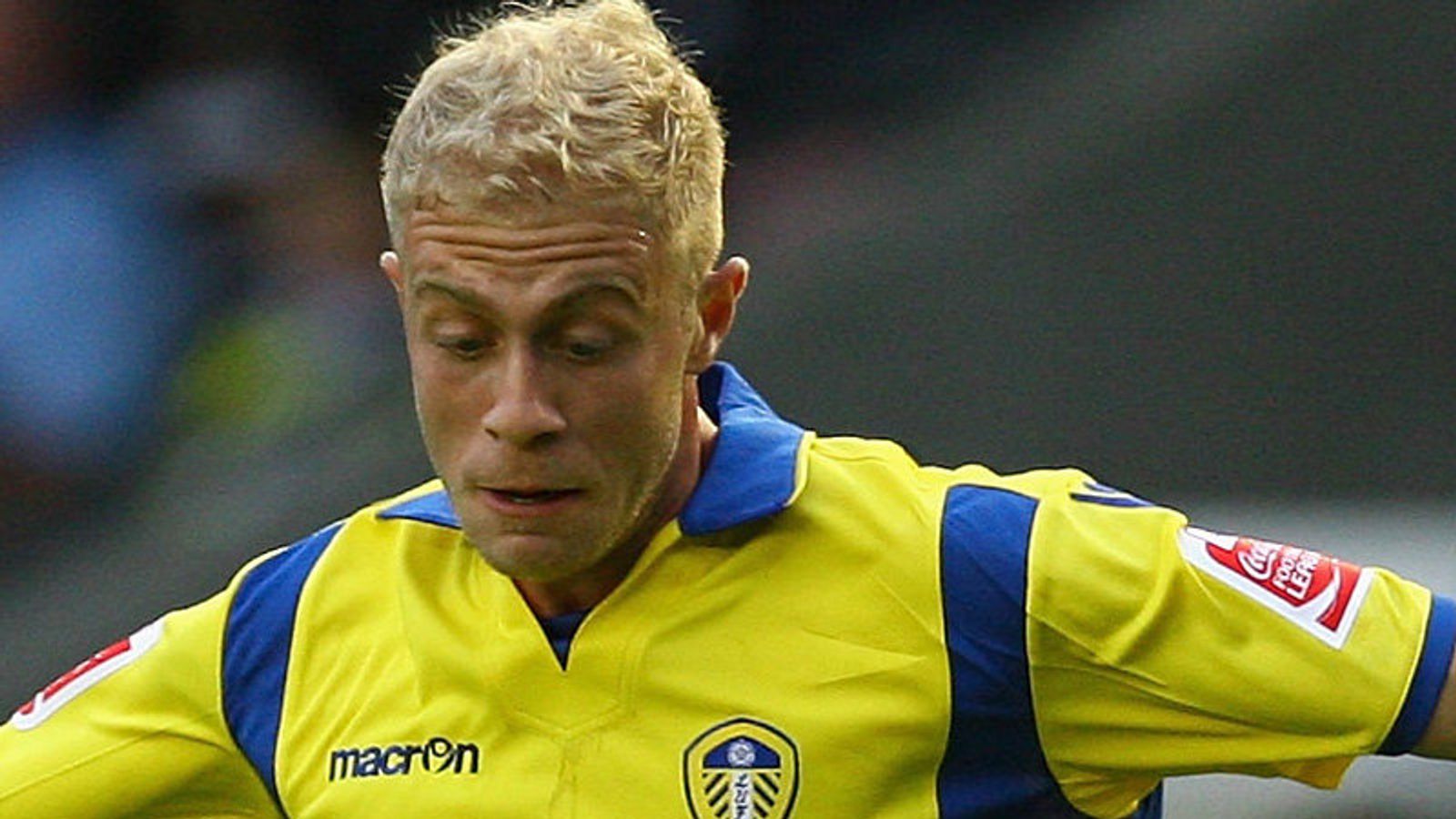 Bantams still chasing a striker | Football News | Sky Sports