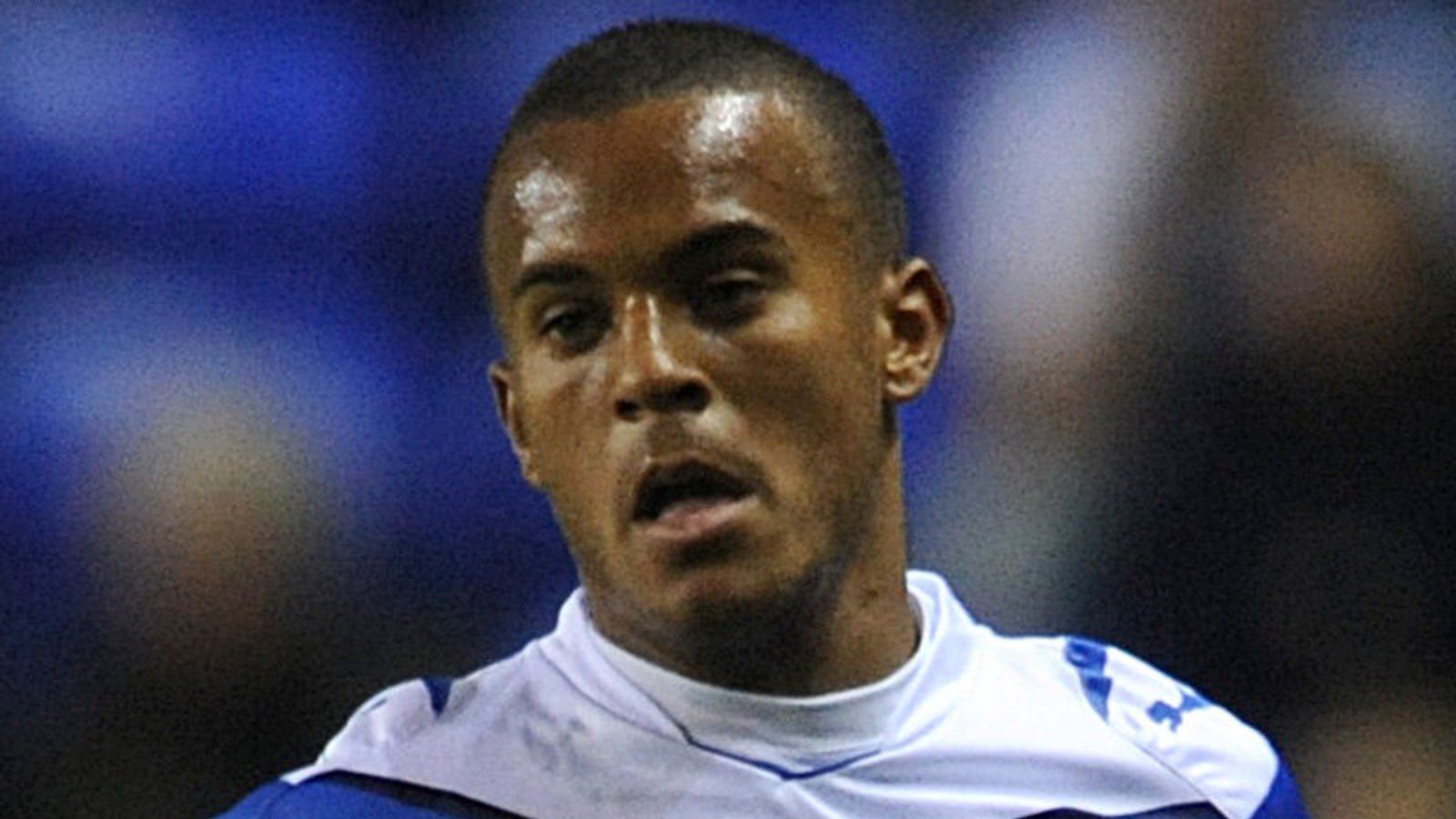 Bertrand turns up the heat | Football News | Sky Sports