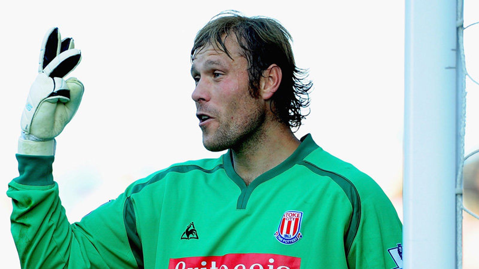 Simonsen keeps Sky Blues at bay | Football News | Sky Sports