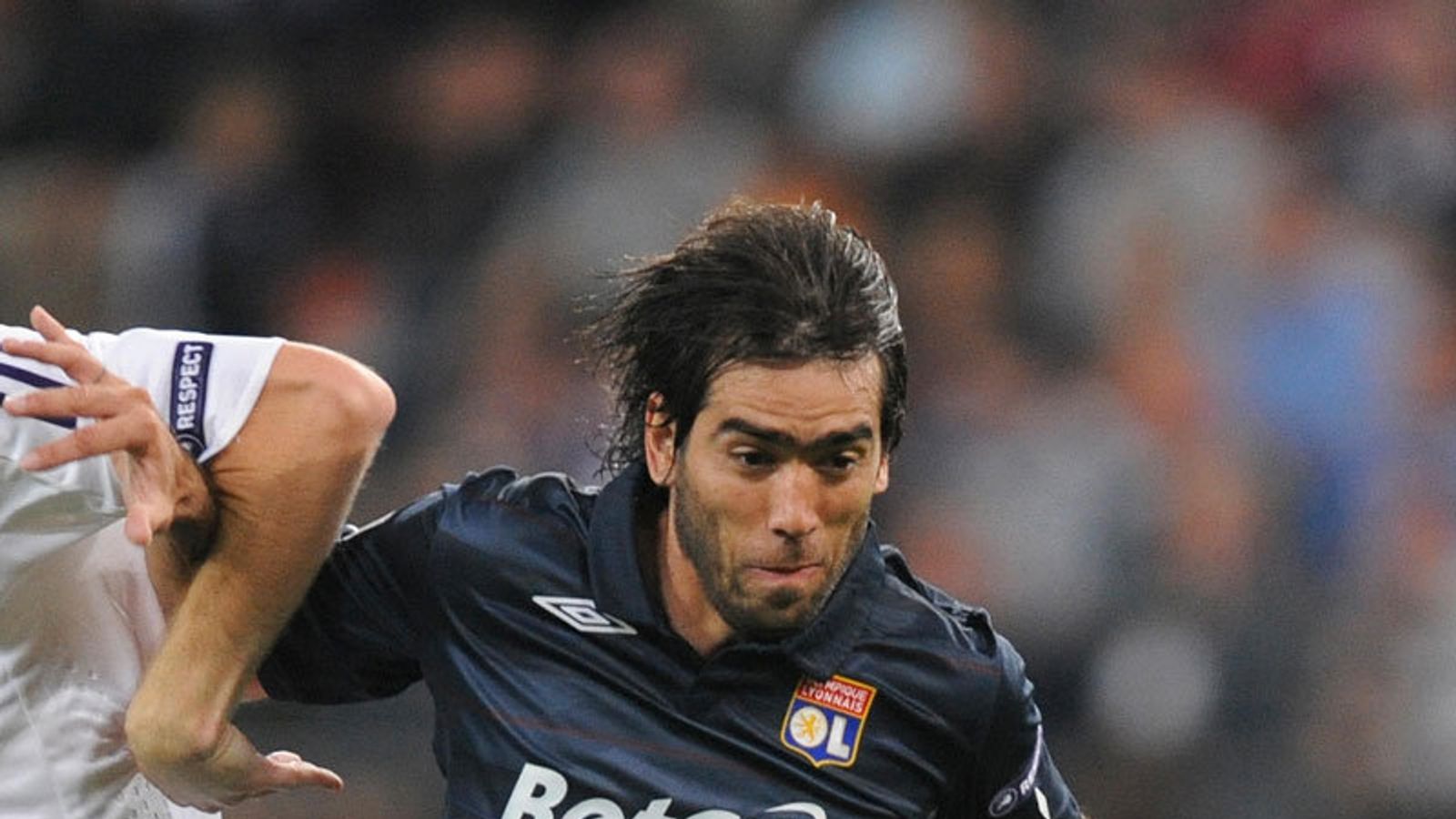 Delgado aiming for Reds shock | Football News | Sky Sports