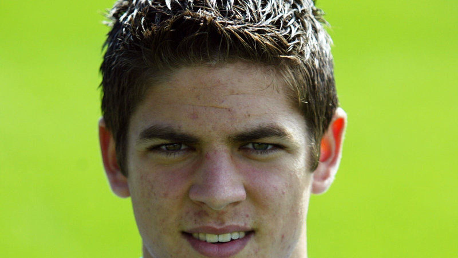 Andrew remains with Robins | Football News | Sky Sports