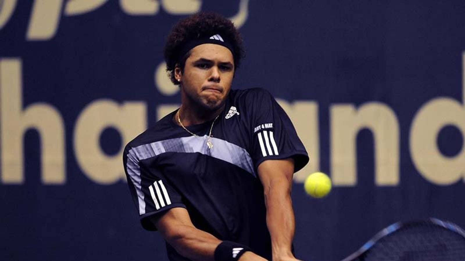 Tsonga sneaks into quarters | Tennis News | Sky Sports