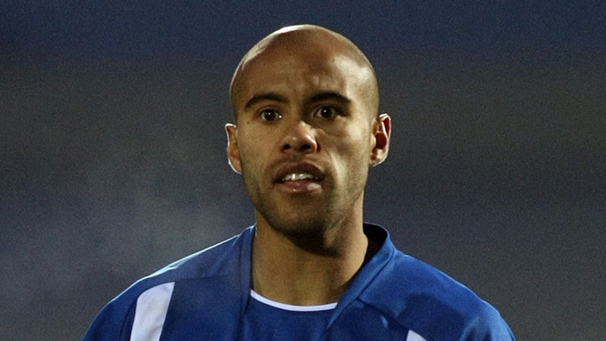 Chambers wraps up Saddlers win | Football News | Sky Sports