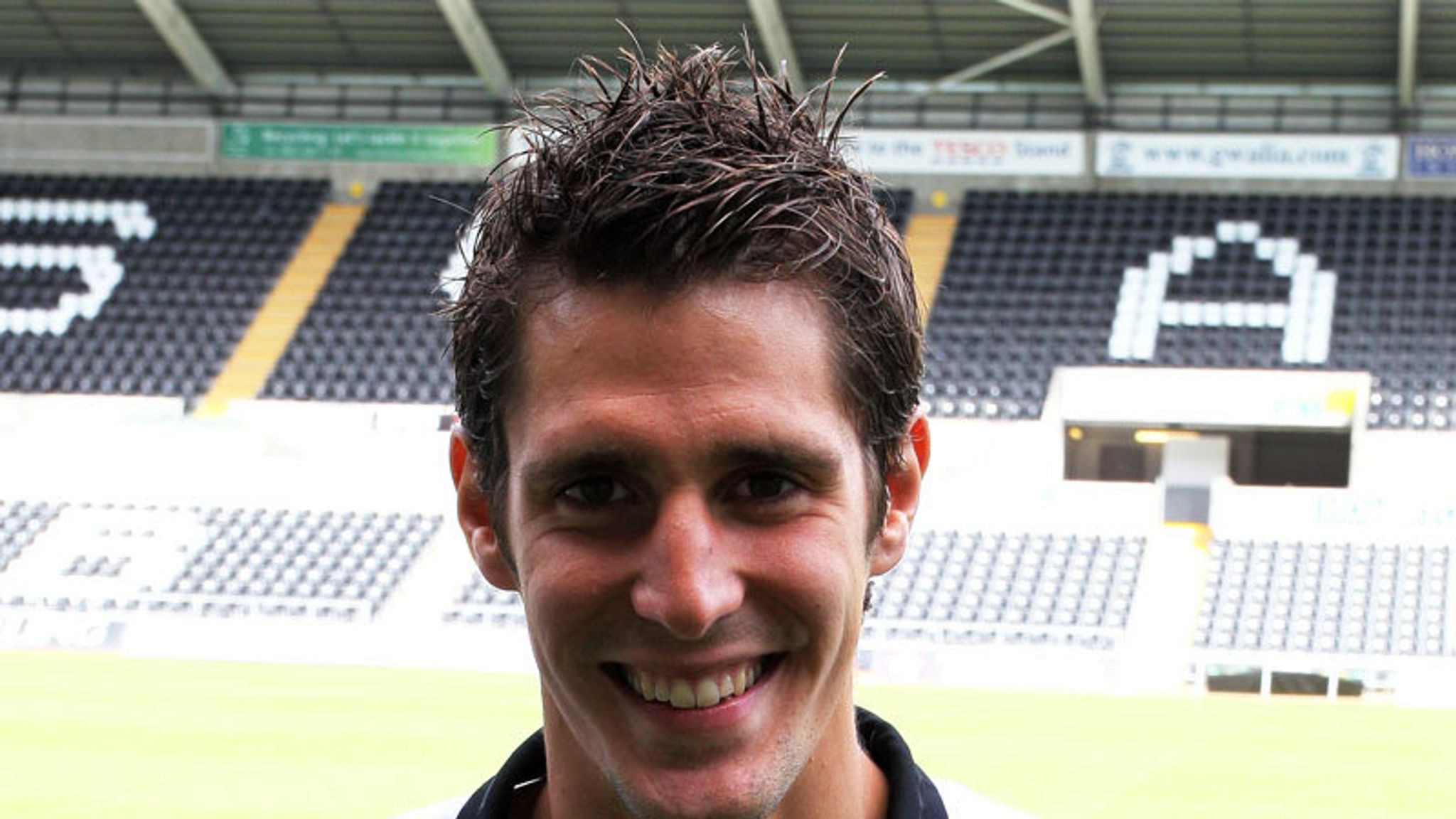 Swans dig deep against Palace | Football News | Sky Sports