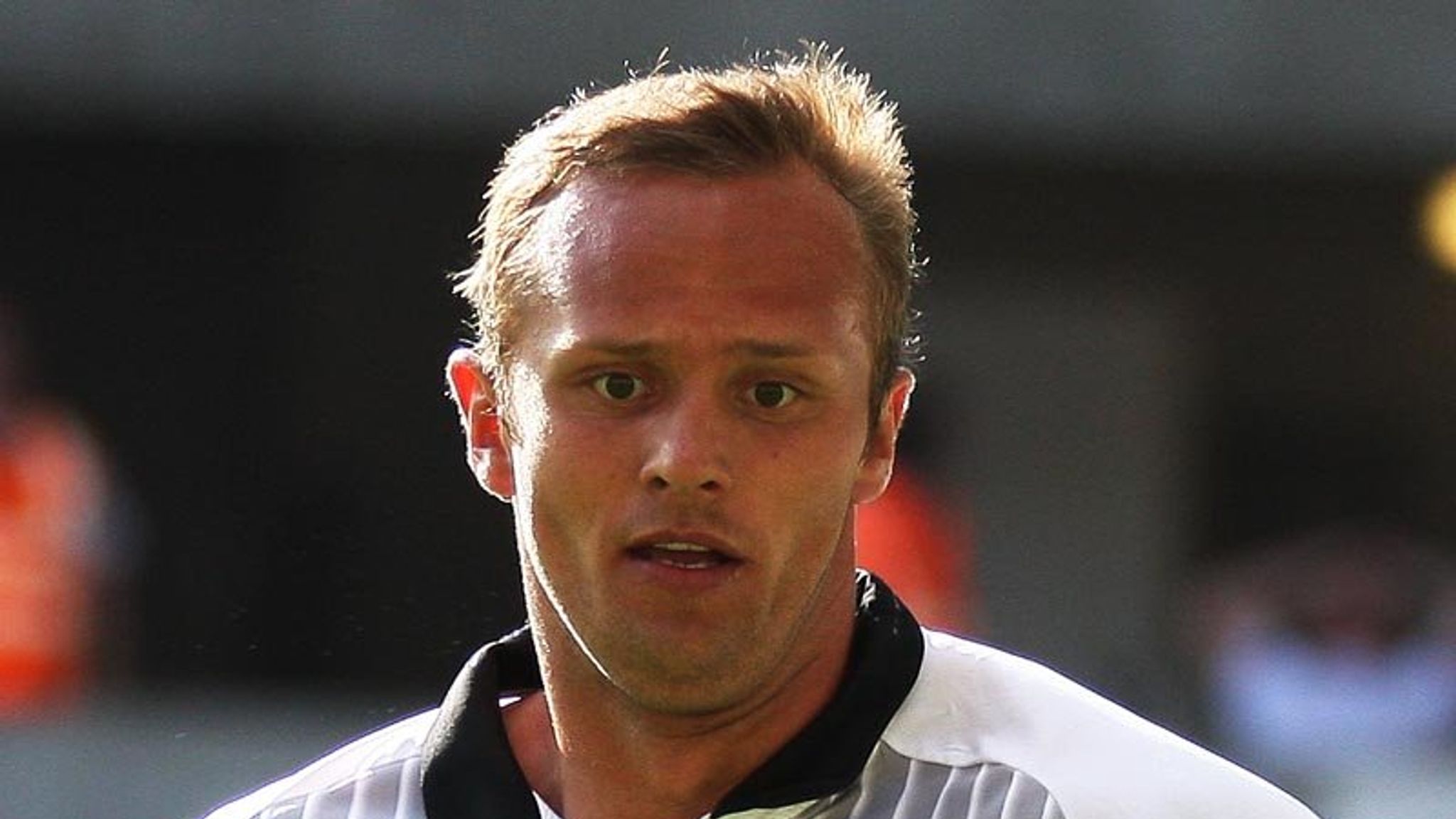 Trundle extends Swans stay | Football News | Sky Sports