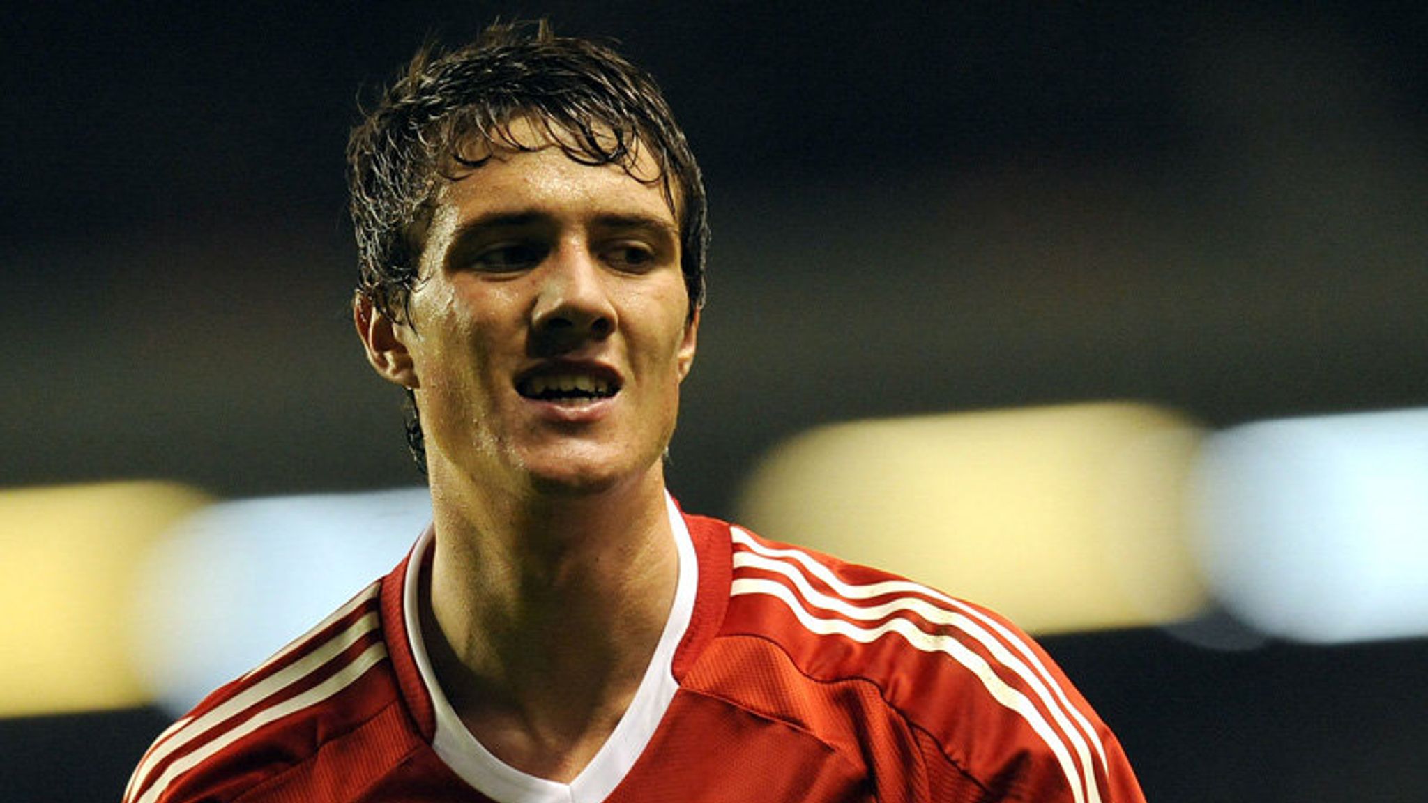 Bitter-sweet debut for Kelly | Football News | Sky Sports