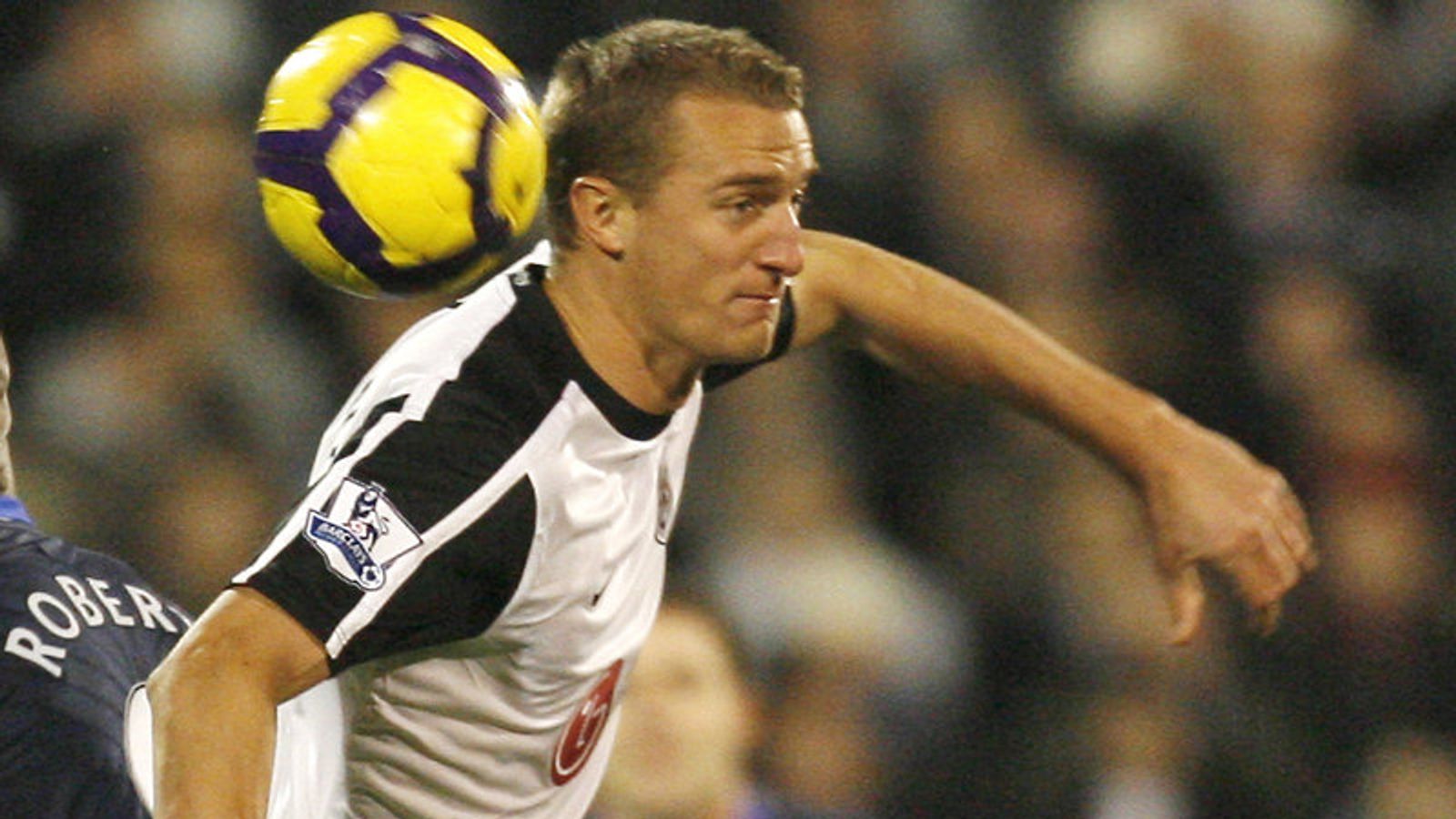 Hangeland commits to Fulham | Football News | Sky Sports