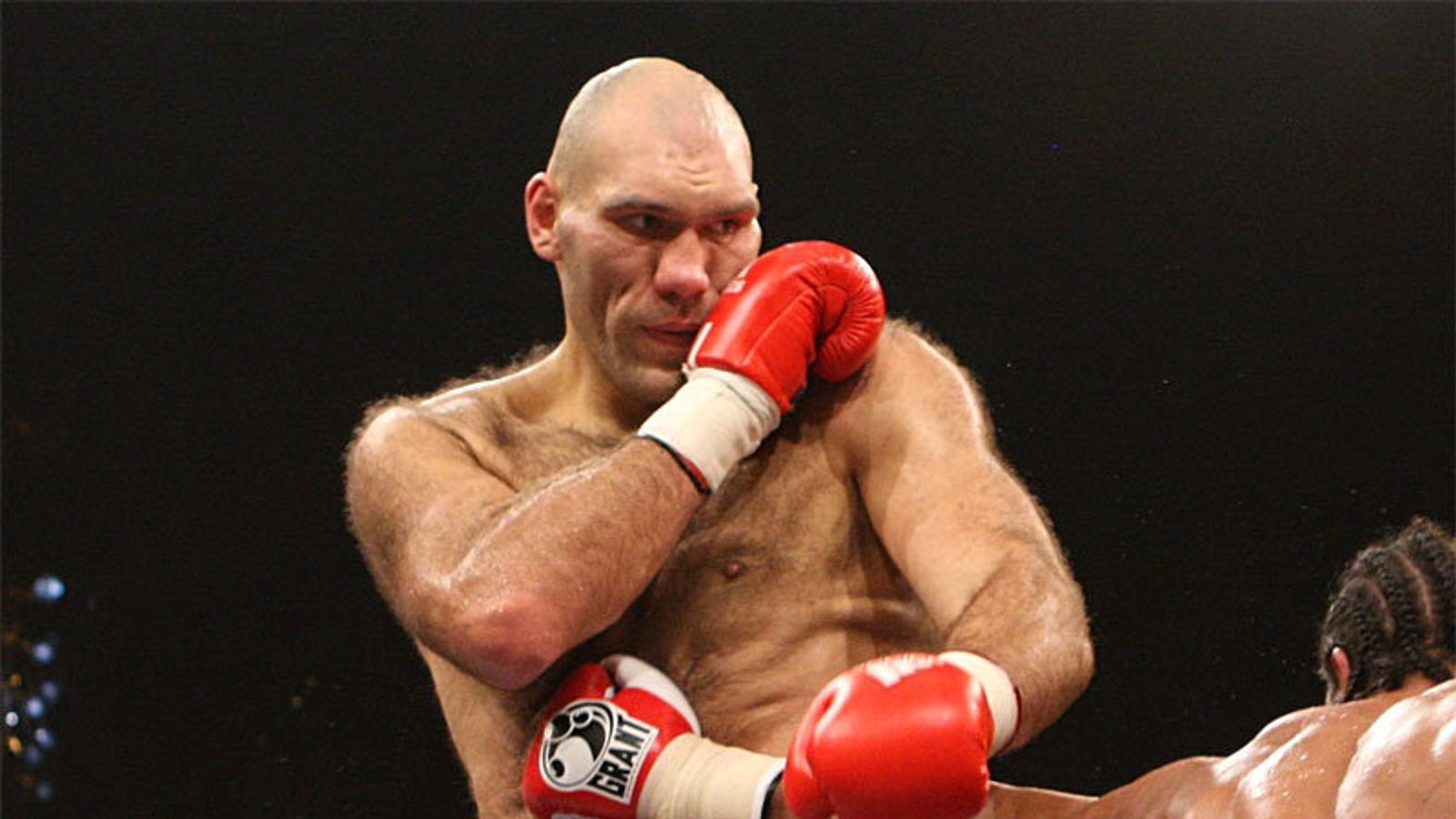 Valuev-Vitali talks ongoing | Boxing News | Sky Sports
