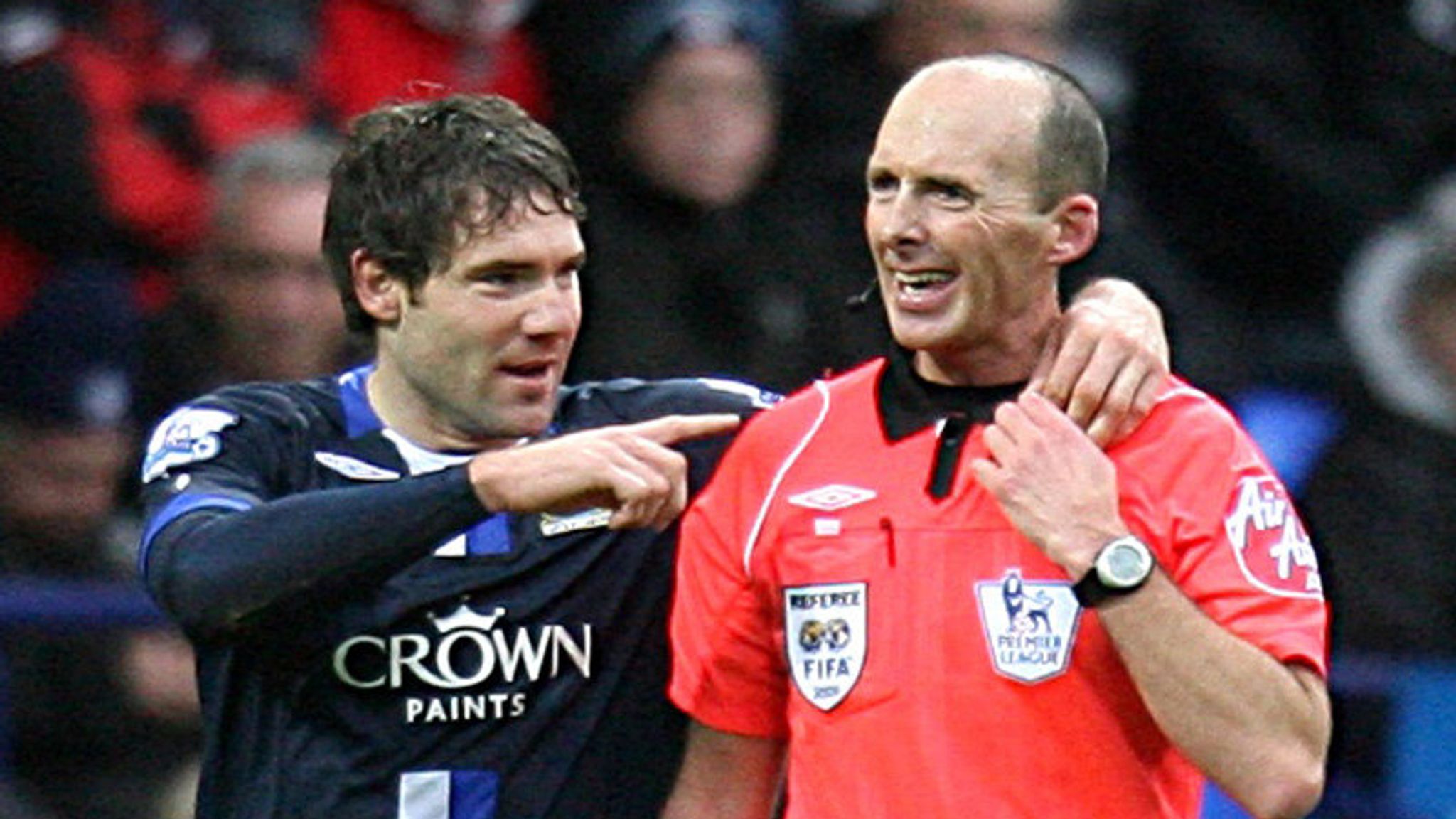 Rovers tie up Dunn deal | Football News | Sky Sports