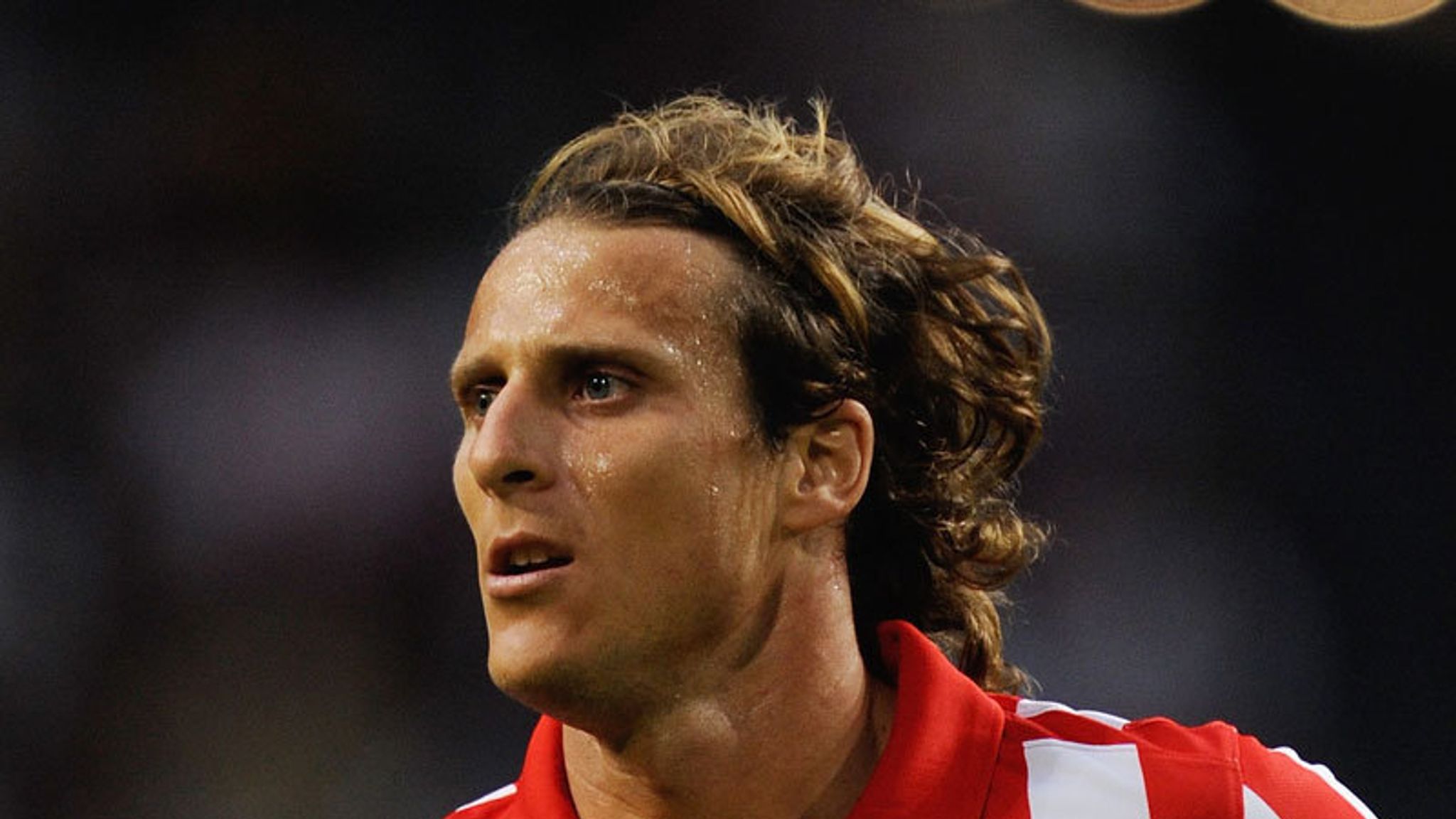 Forlan signs new deal | Football News | Sky Sports