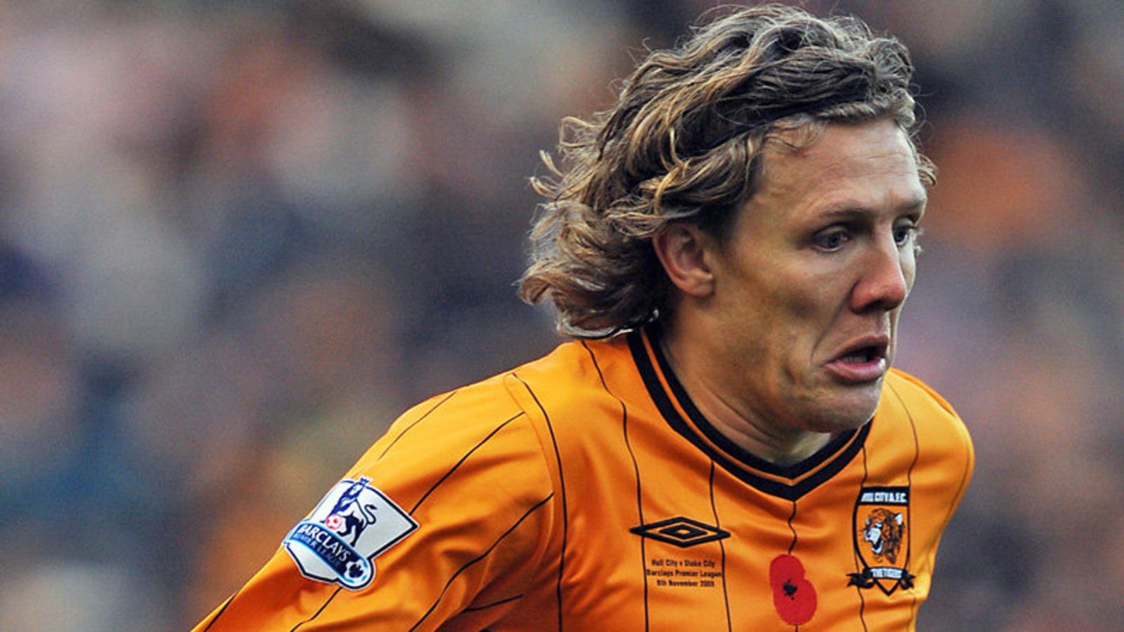 Brown to assess Bullard | Football News | Sky Sports