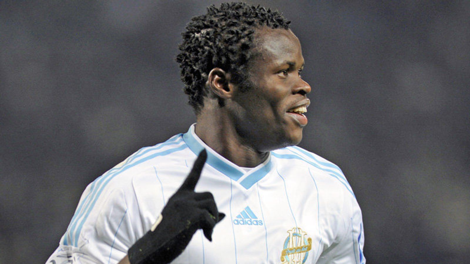 Taiwo focused on Marseille | Football News | Sky Sports