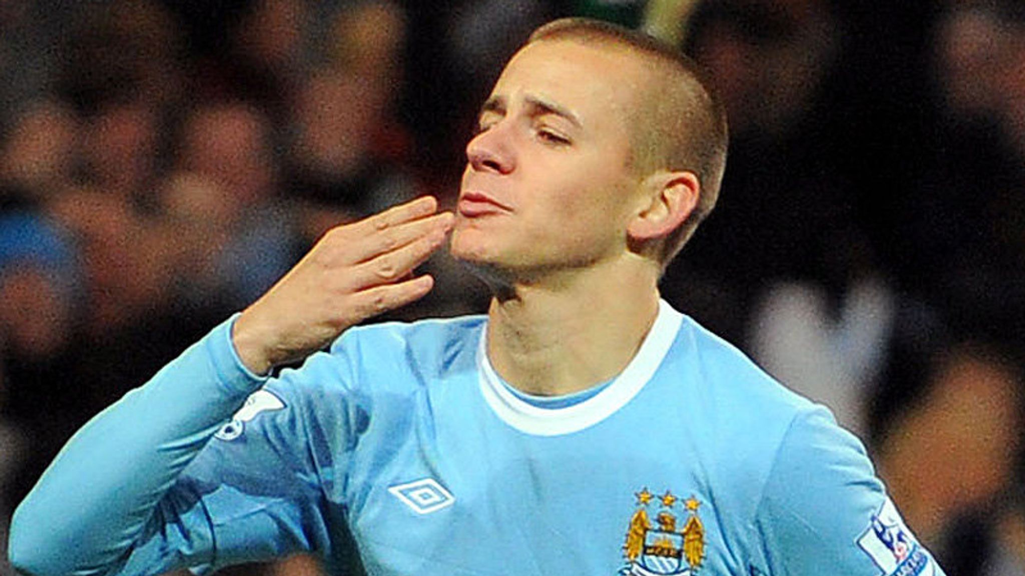 German giants want Weiss | Football News | Sky Sports
