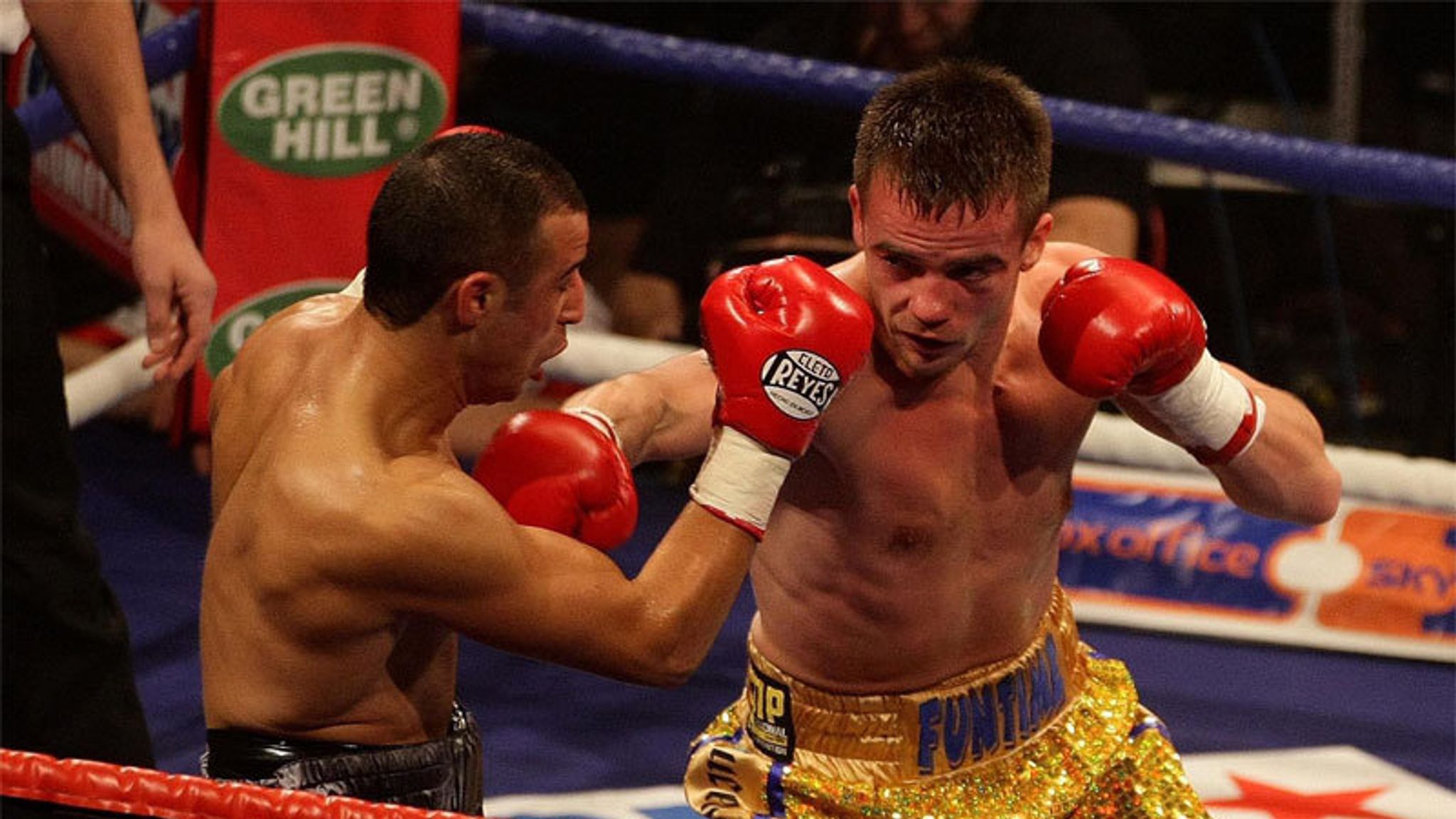 Gavin handed Kelly test | Boxing News | Sky Sports