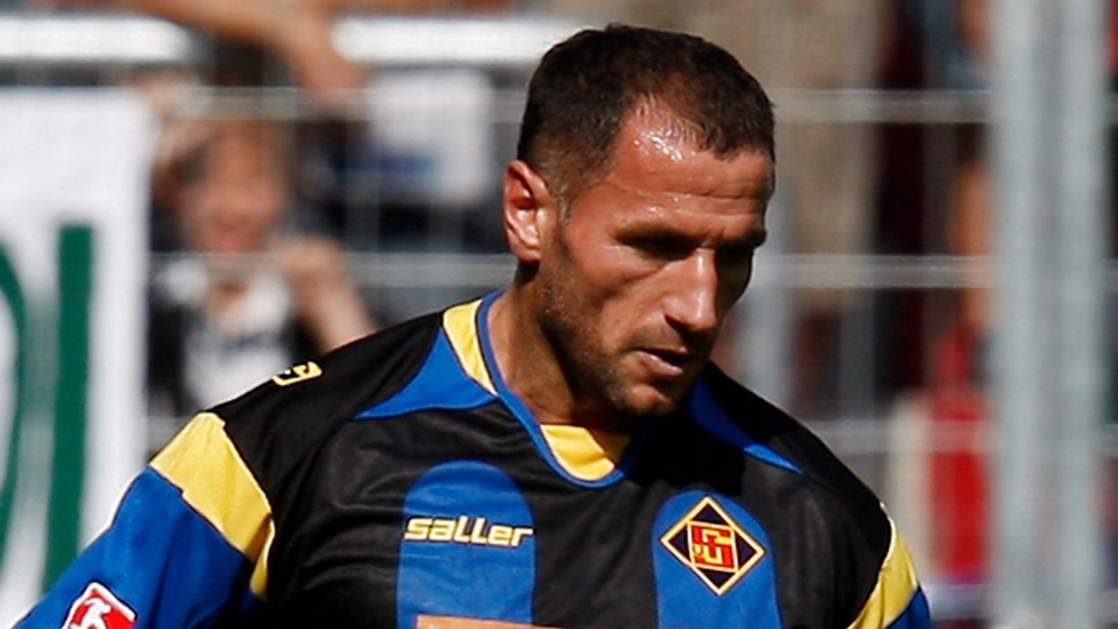 Swans confirm Kuqi clearance | Football News | Sky Sports