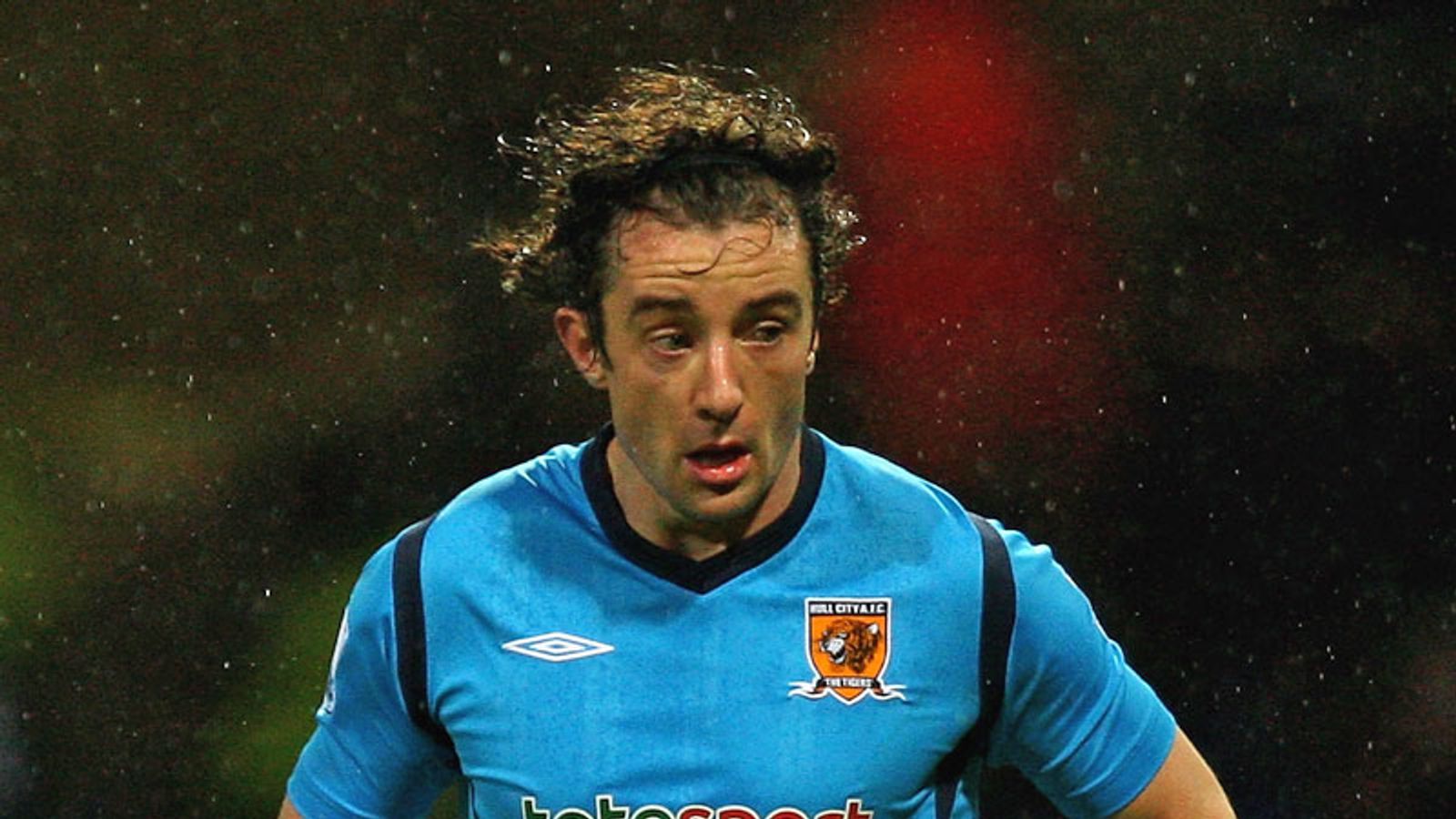 McCarthy quiet on Hunt move | Football News | Sky Sports