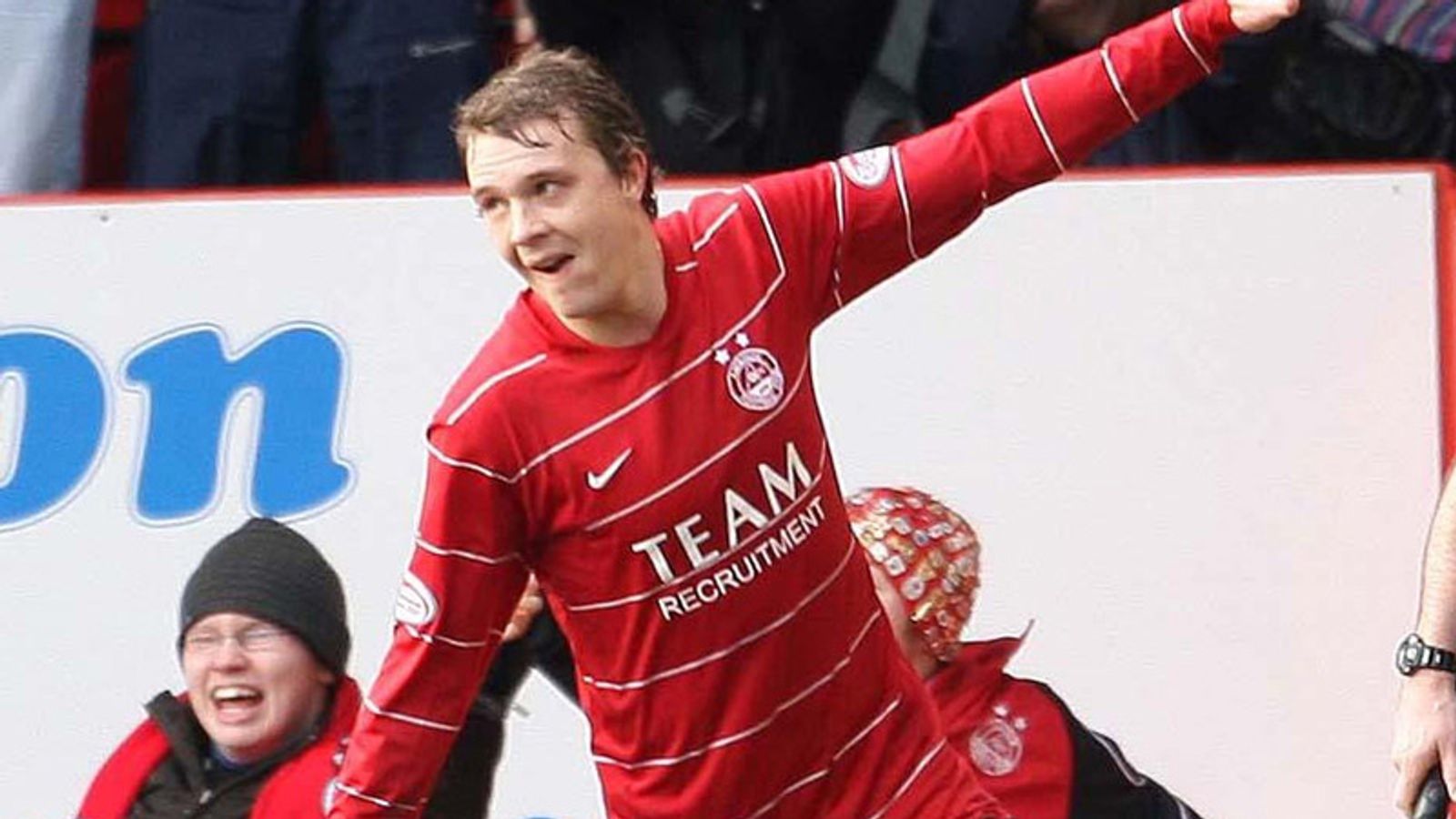 Dons edge into third round | Football News | Sky Sports