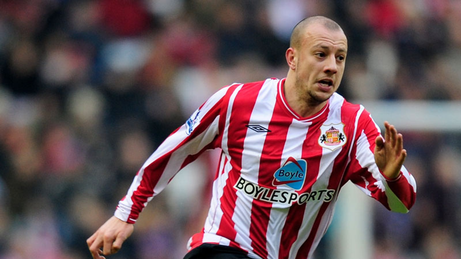 Hutton eyes permanent deal | Football News | Sky Sports