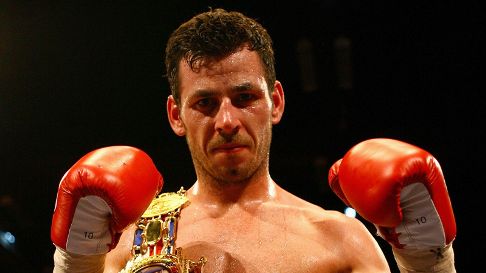 Barker dazzles to take title | Boxing News | Sky Sports