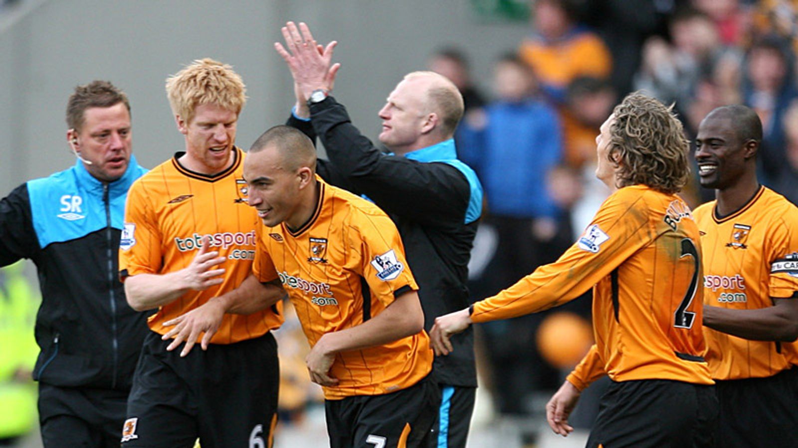 Home comforts for Dowie | Football News | Sky Sports