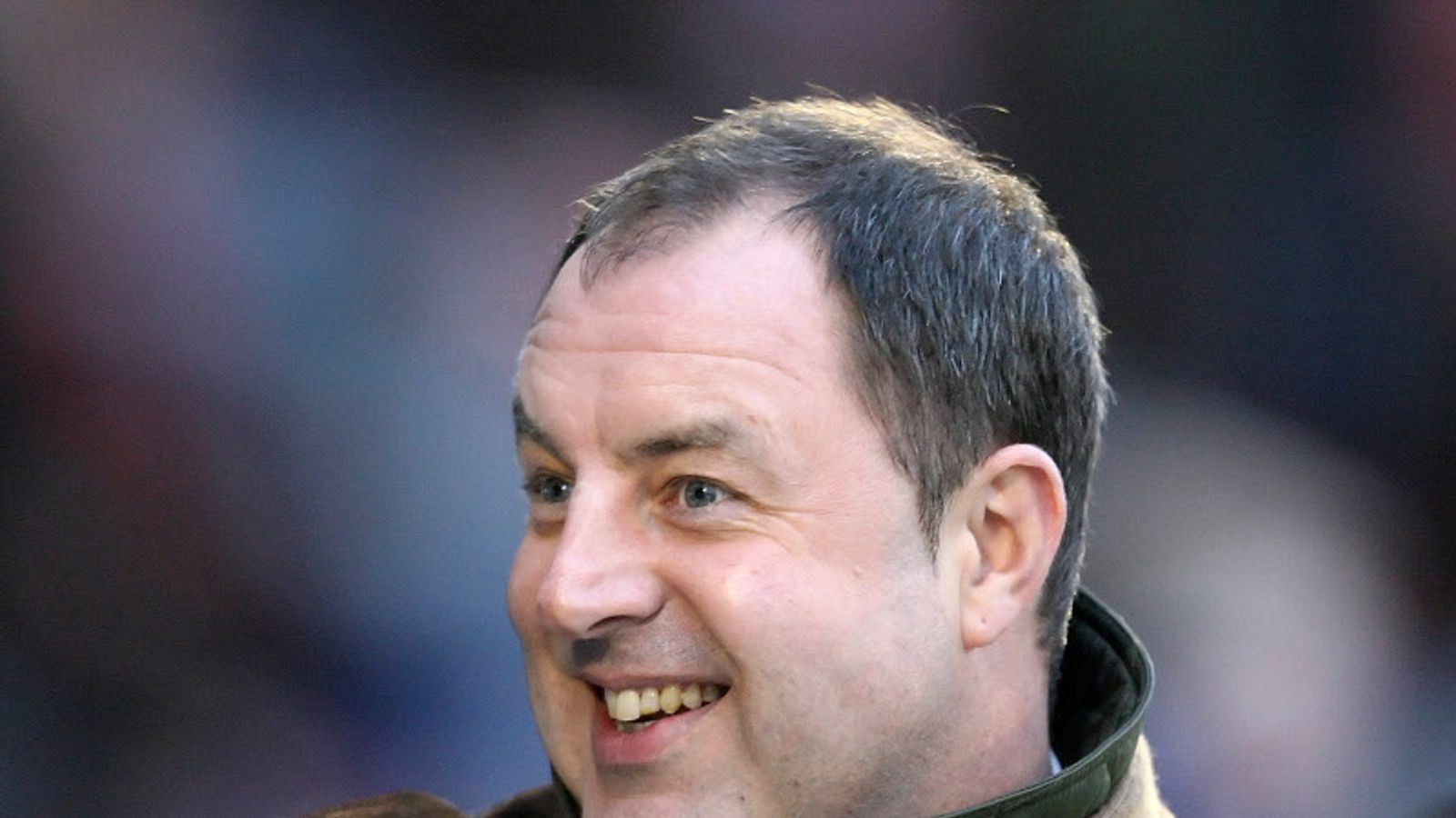 Dale deal for Redshaw | Football News | Sky Sports