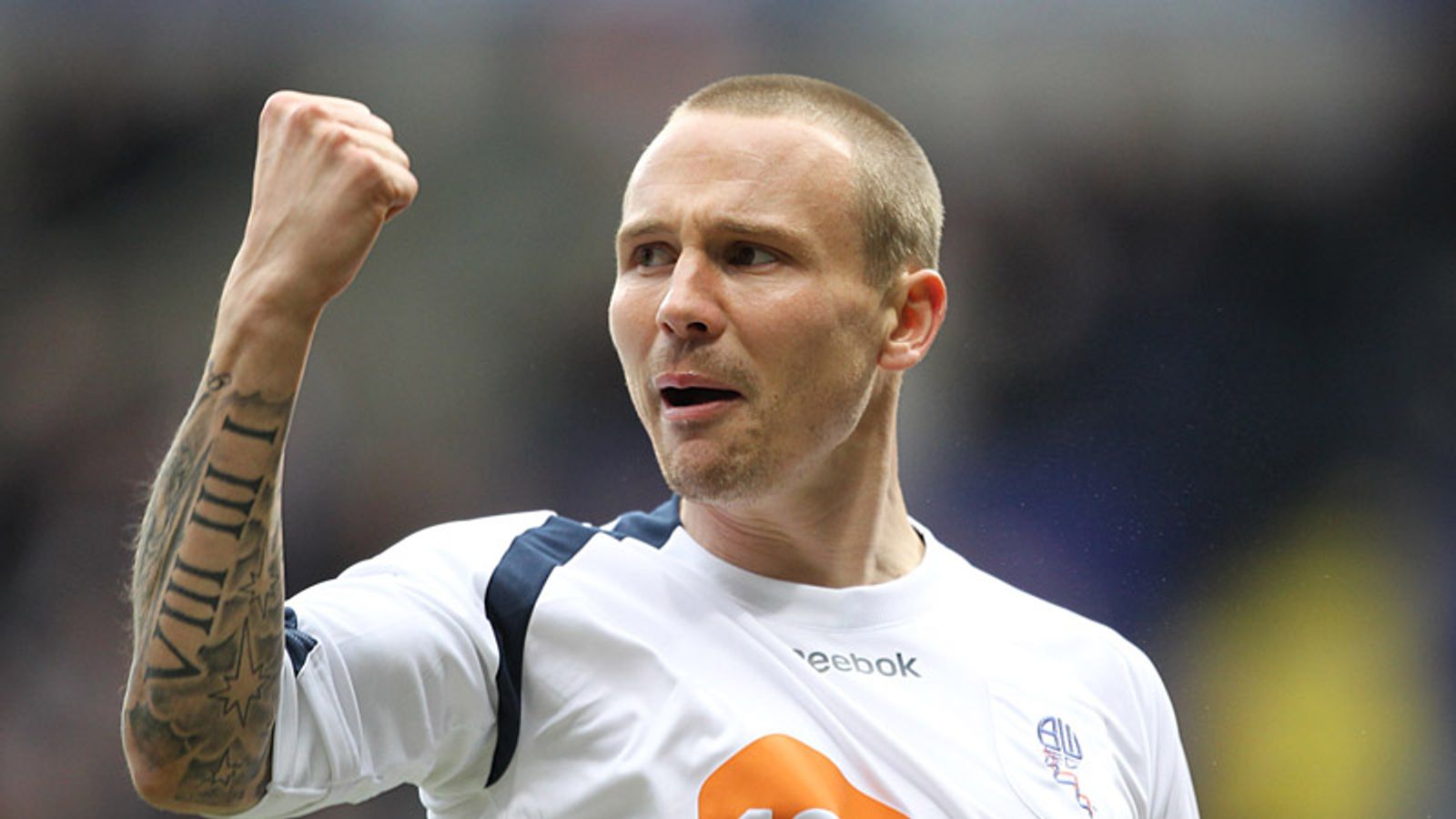 Duo keep tabs on Taylor | Football News | Sky Sports