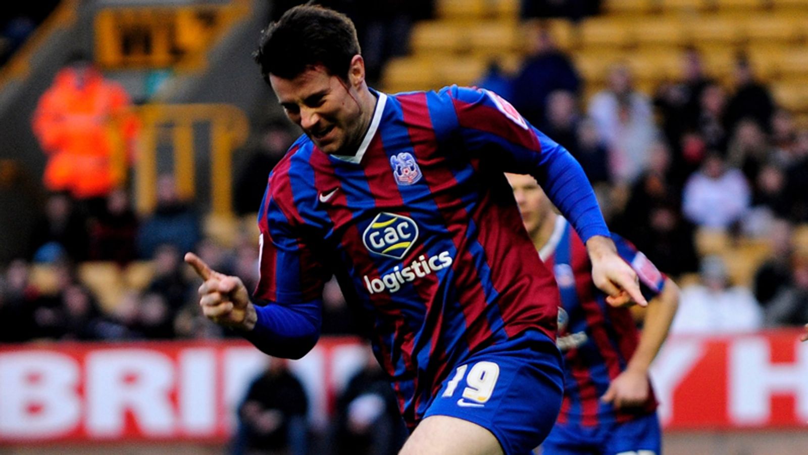 Last-gasp Lee sinks Yeovil | Football News | Sky Sports