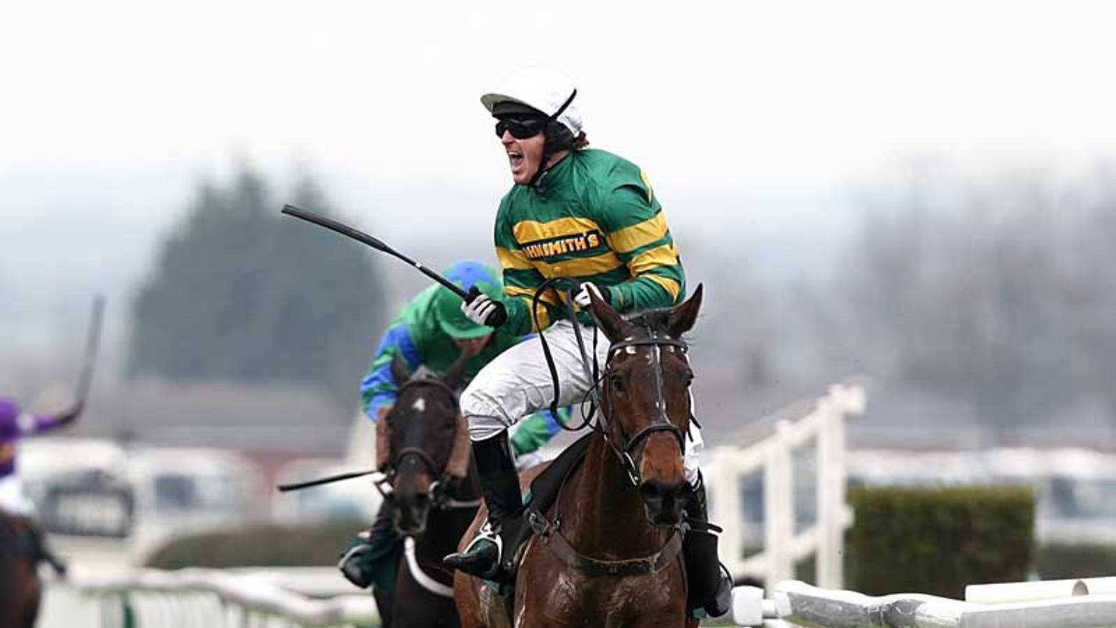 McCoy finally wins National | Racing News | Sky Sports