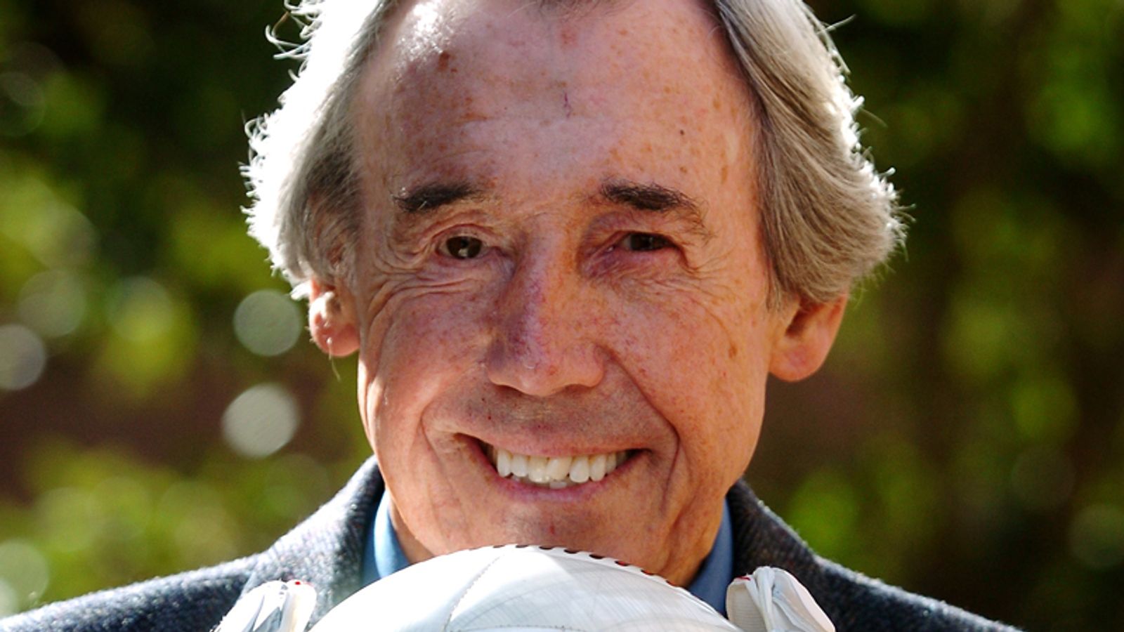 England goalkeeper legend Gordon Banks fighting cancer again | Football ...