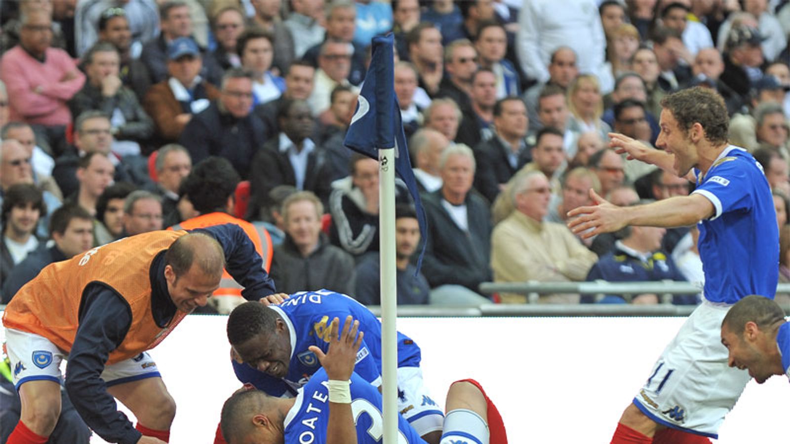 Fighting to the finish | Football News | Sky Sports